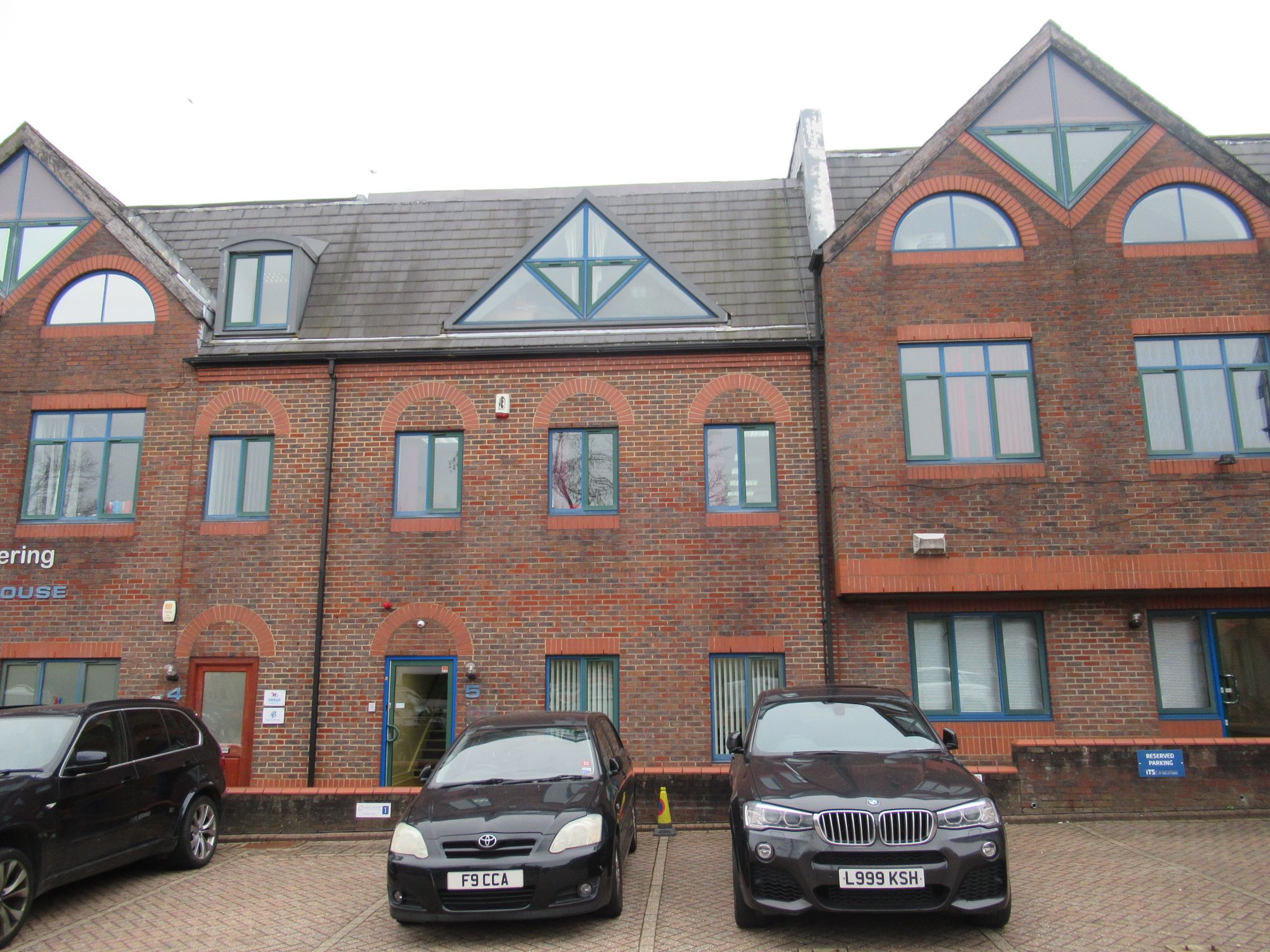 Office to let in 5 Jardine House, Harrovian Business Village ...