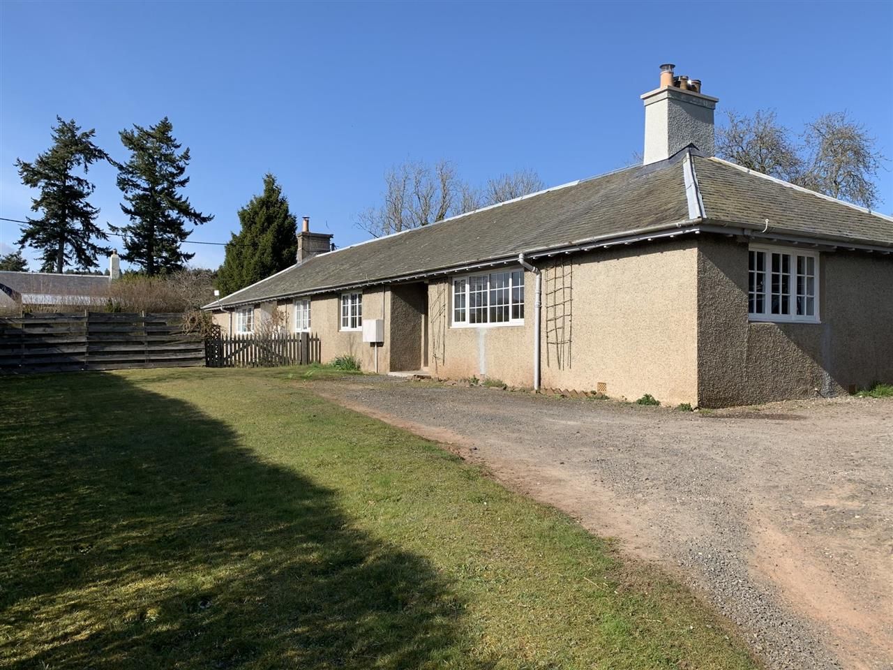 3 bed semi-detached house to rent in Road End South, Aberdalgie, Perth ...