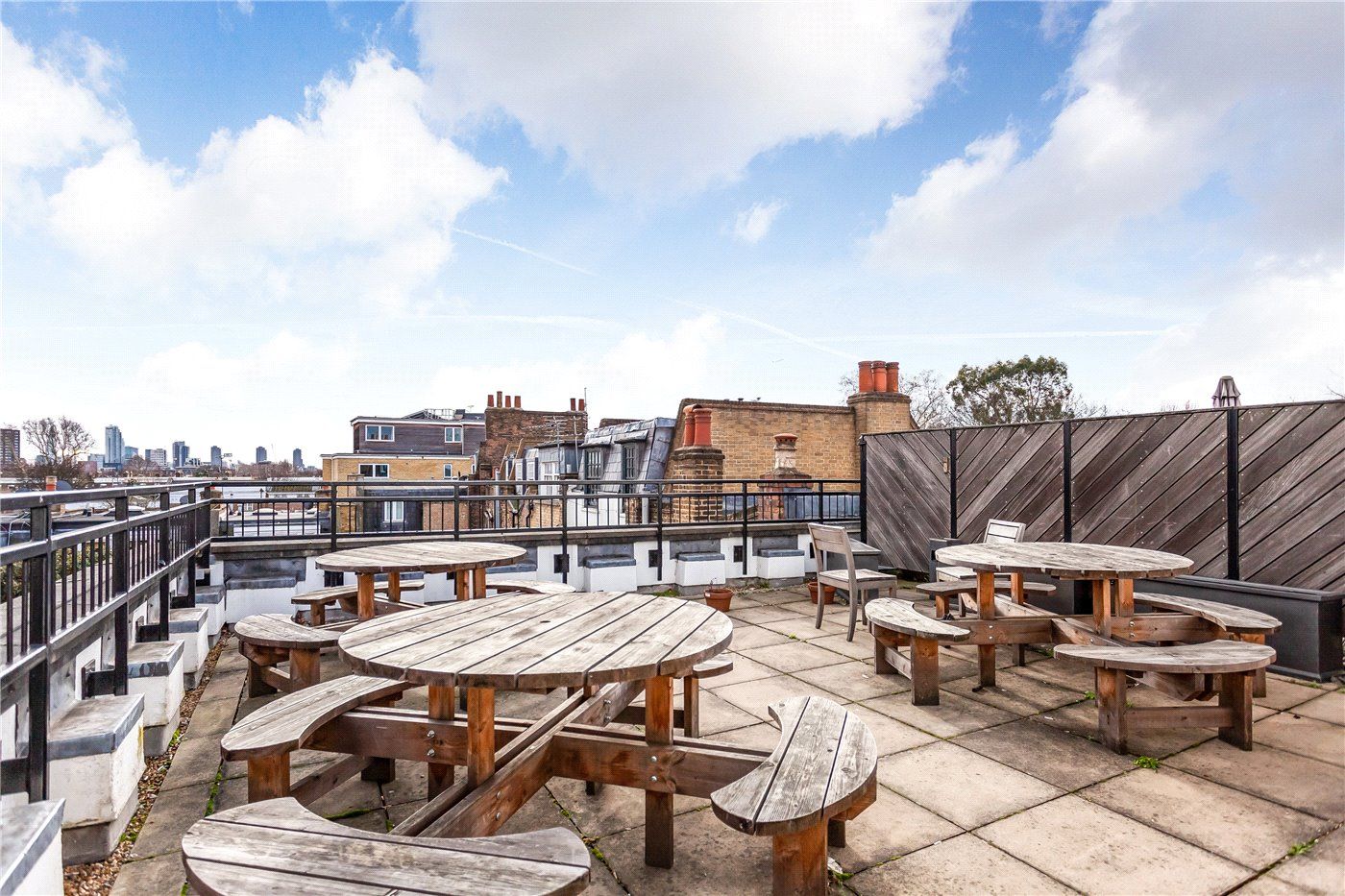 2 bed flat to rent in Dove Road, Islington N1 - Zoopla