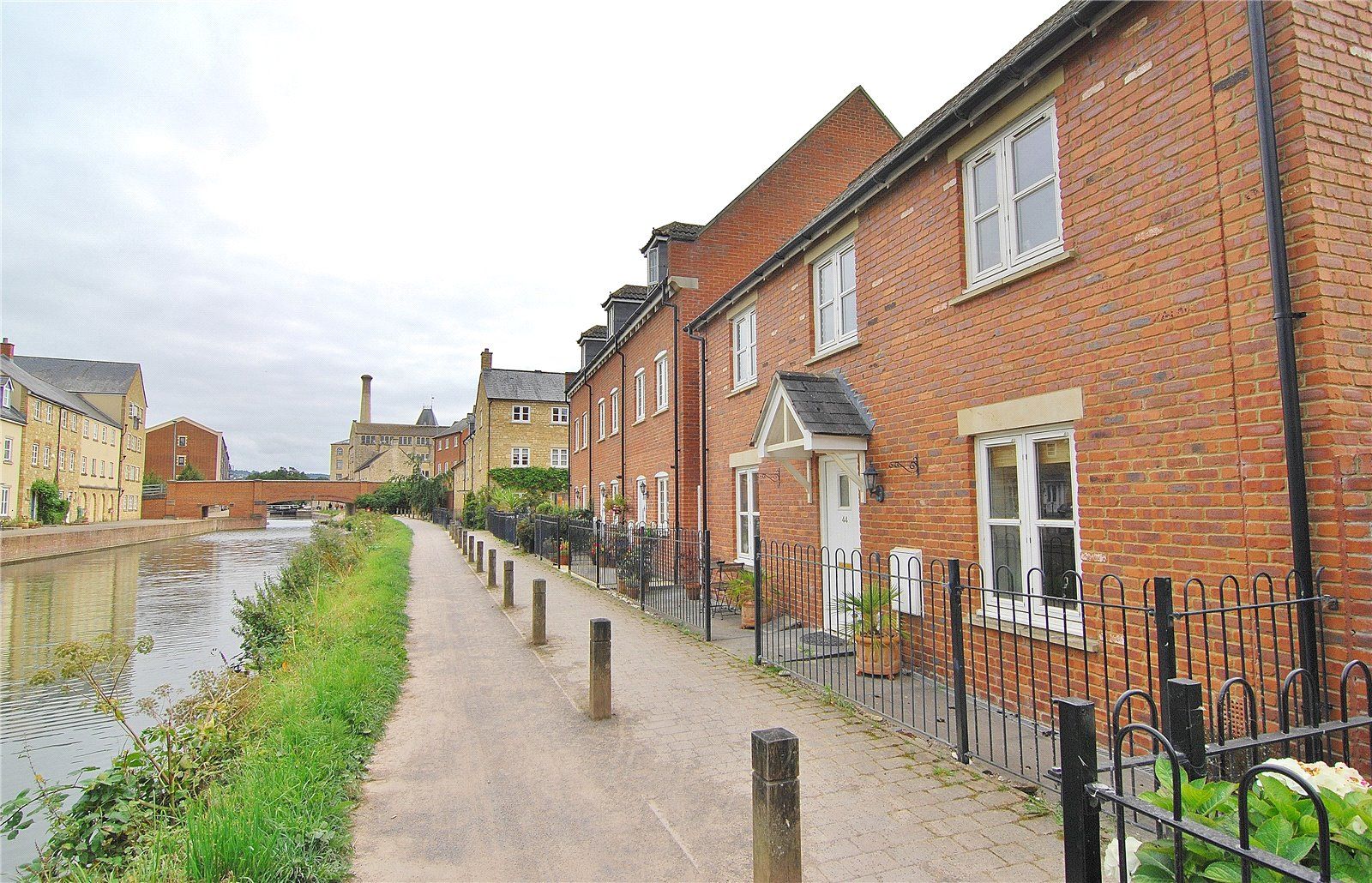 4 bed detached house to rent in Bridge Mead, Ebley, Stroud ...