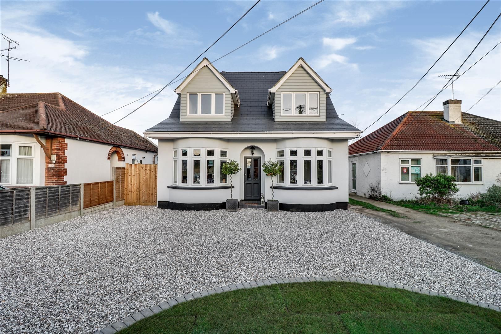 4 Bed Detached House For Sale In Swaines Industrial Estate Ashingdon