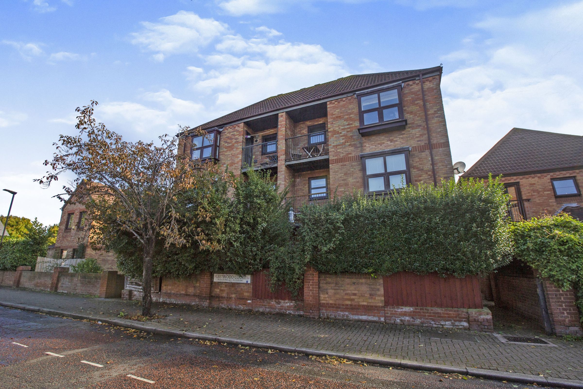 1 bed flat for sale in Fleetwood Court, Evelyn Denington Road, Beckton ...