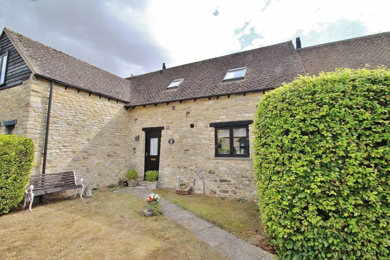 3 bed cottage for sale in Long Hanborough, Millwood Farm Barns ...