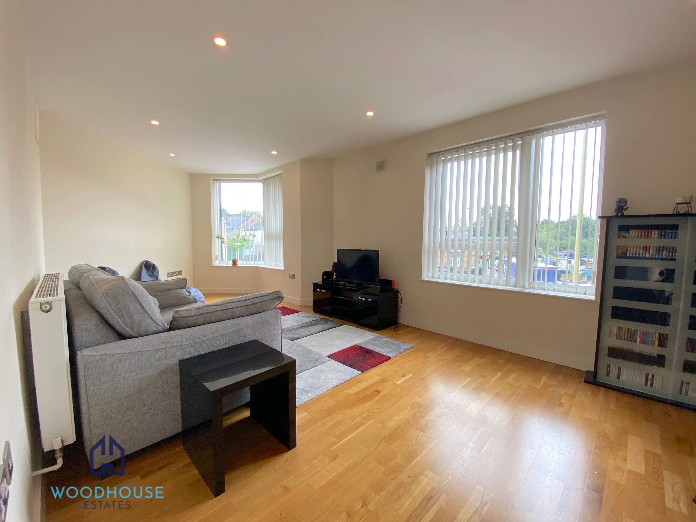 1 bed flat to rent in Owen Square, Watford WD19 - Zoopla