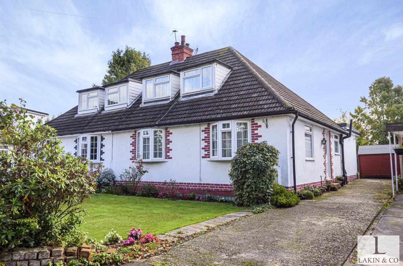 4 Bed Semi Detached House For Sale In Woodland Close Hoylake Crescent