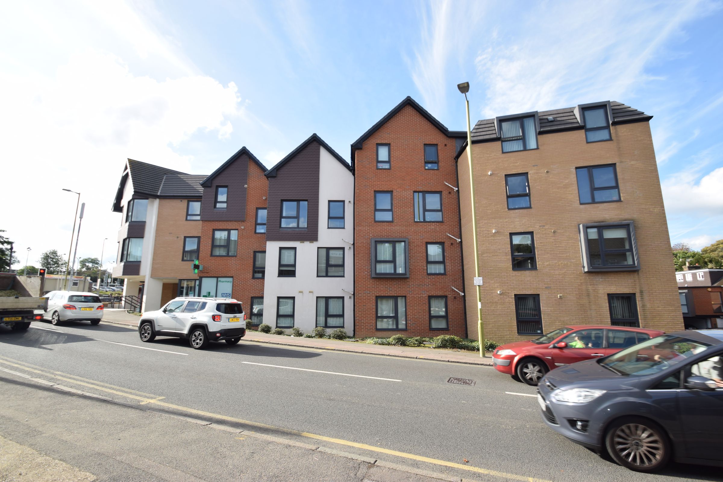 1 bed flat to rent in Owen Square, Watford WD19 - Zoopla