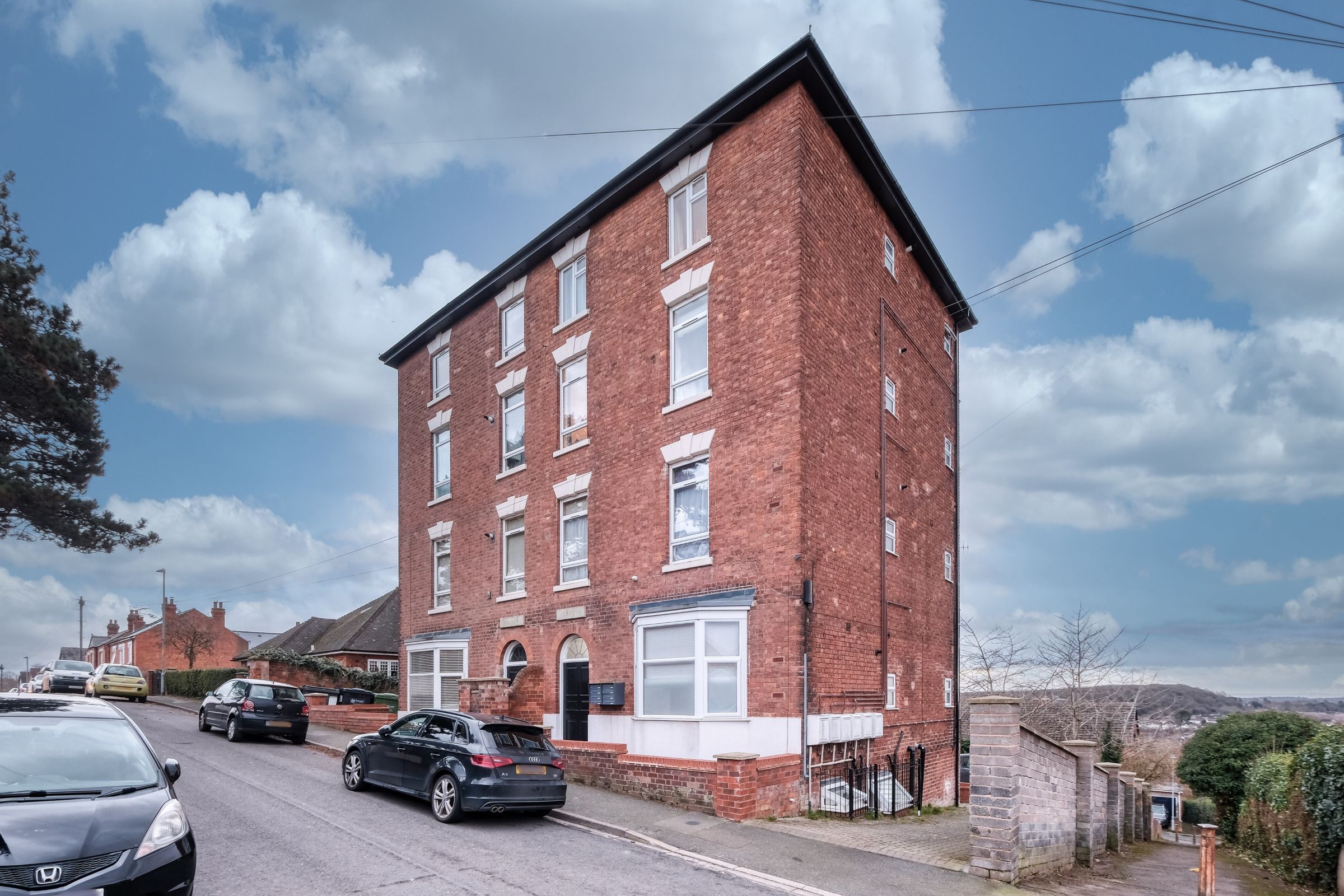 2 bed flat for sale in Tunnel Hill, Worcester WR4 - Zoopla