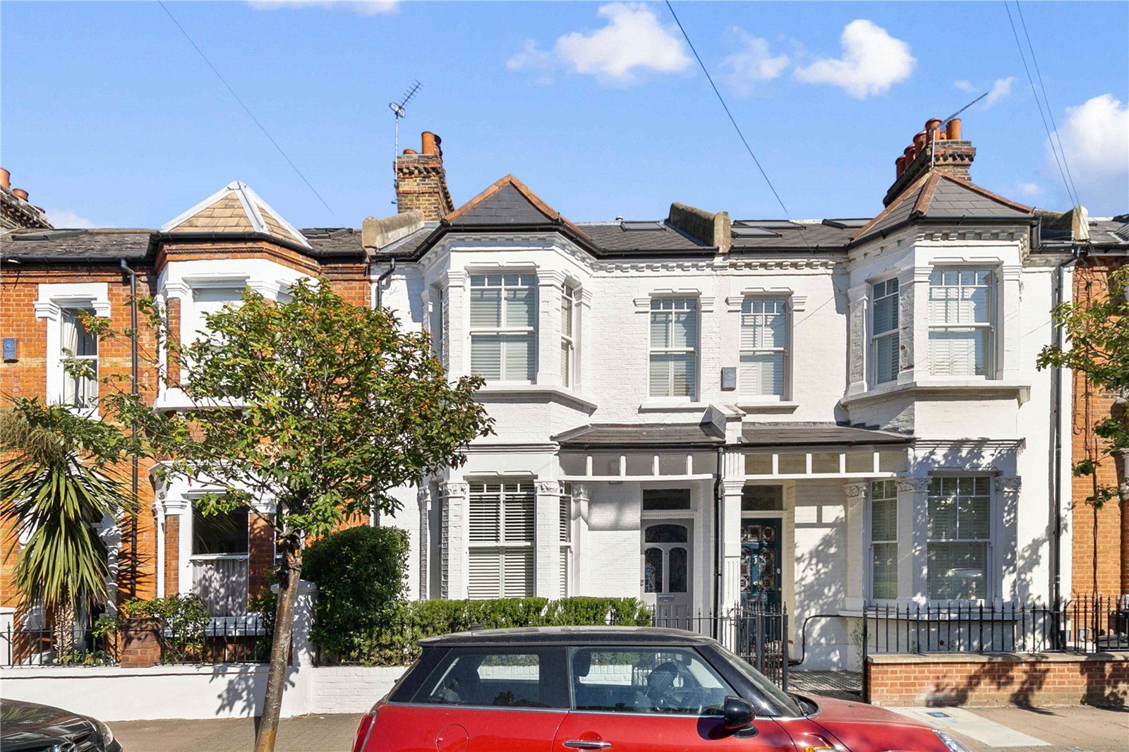 4 bed terraced house for sale in Broxash Road, London SW11 - Zoopla
