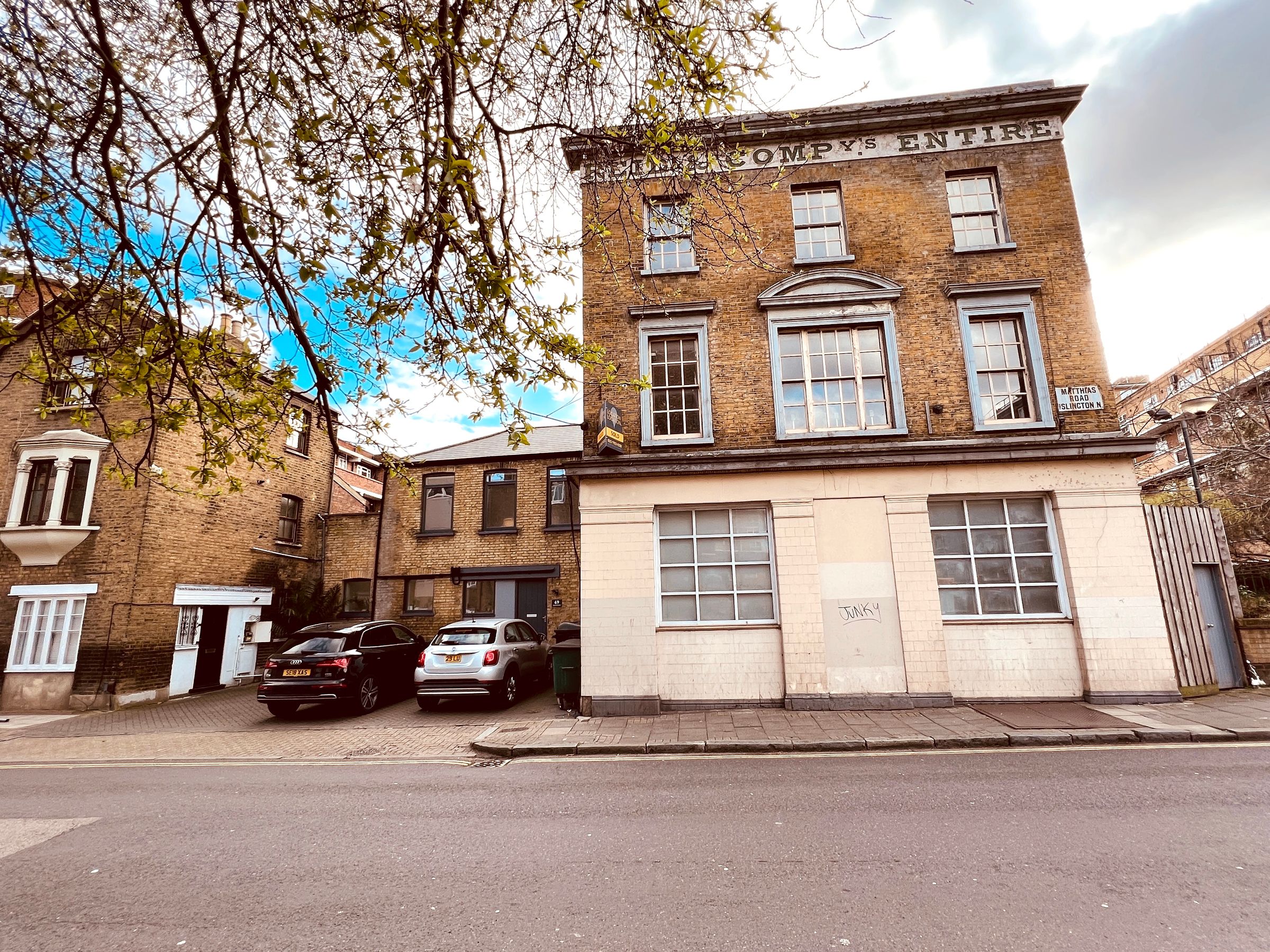 3 bed flat to rent in Matthias Road, London N16 - Zoopla