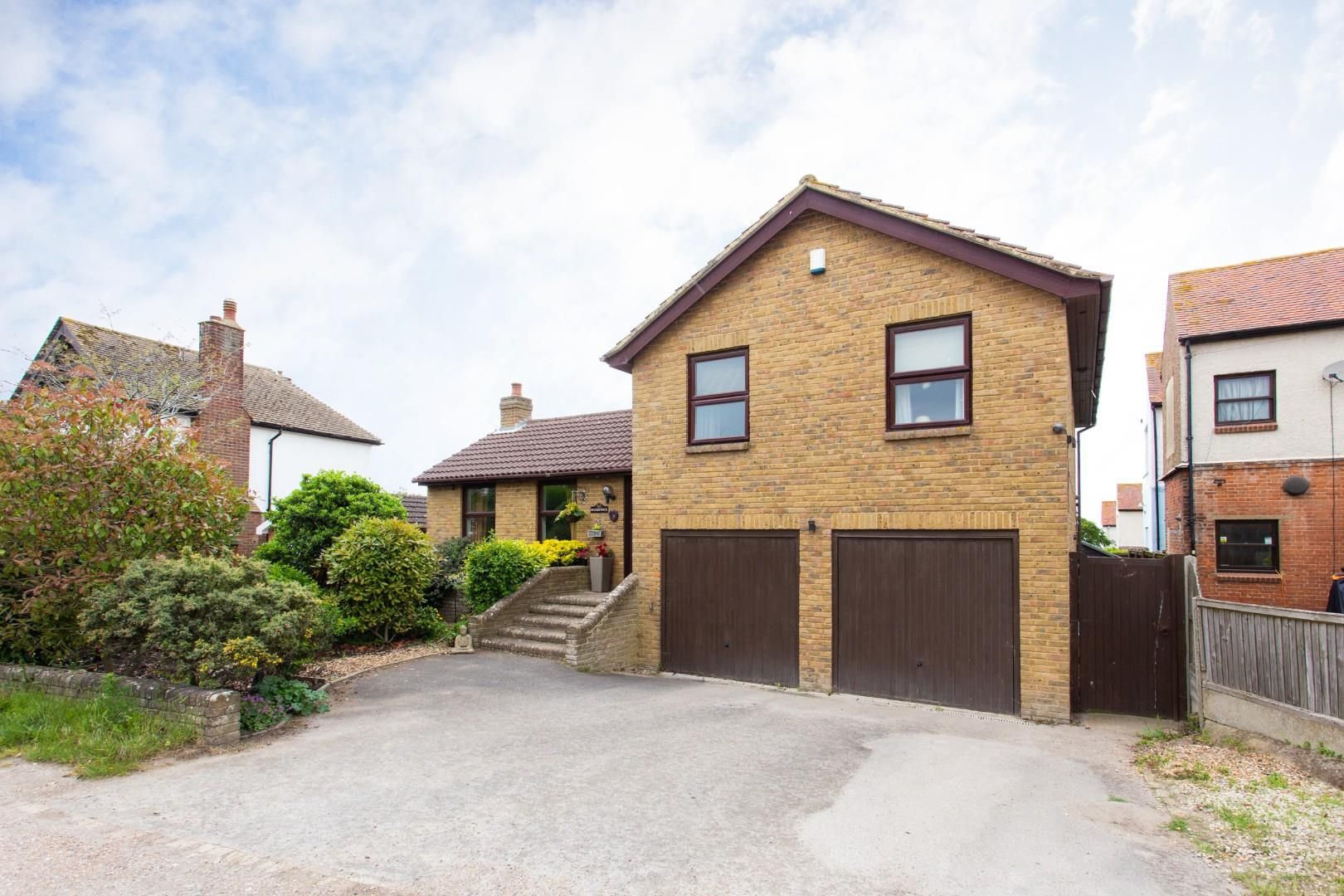 4 bed detached house for sale in Dence Close, Herne Bay CT6 - Zoopla