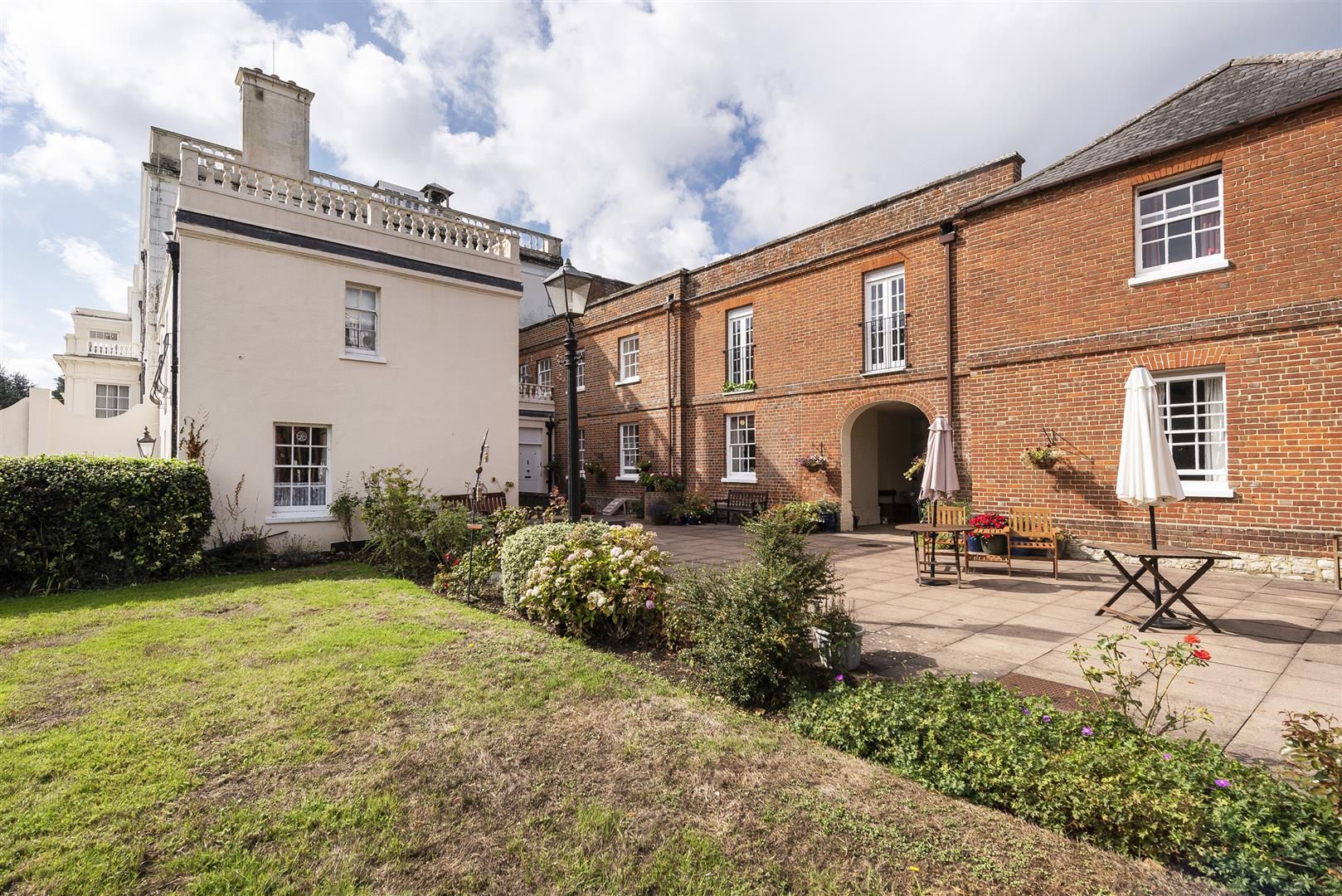 2 bed flat for sale in Barham Mews, Teston, Maidstone ME18 - Zoopla