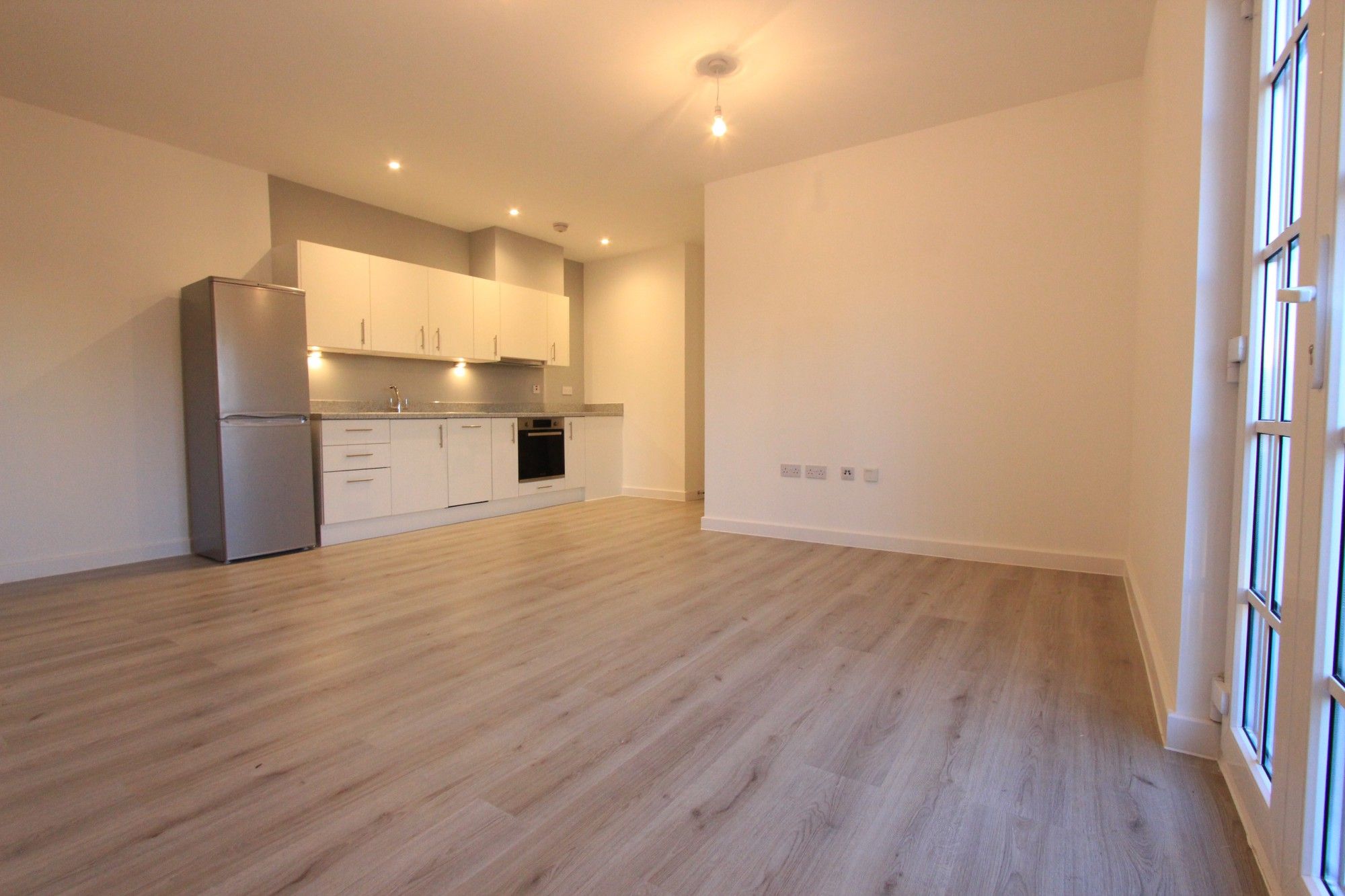 2 bed flat to rent in Mill Street, Maidstone ME15 - Zoopla