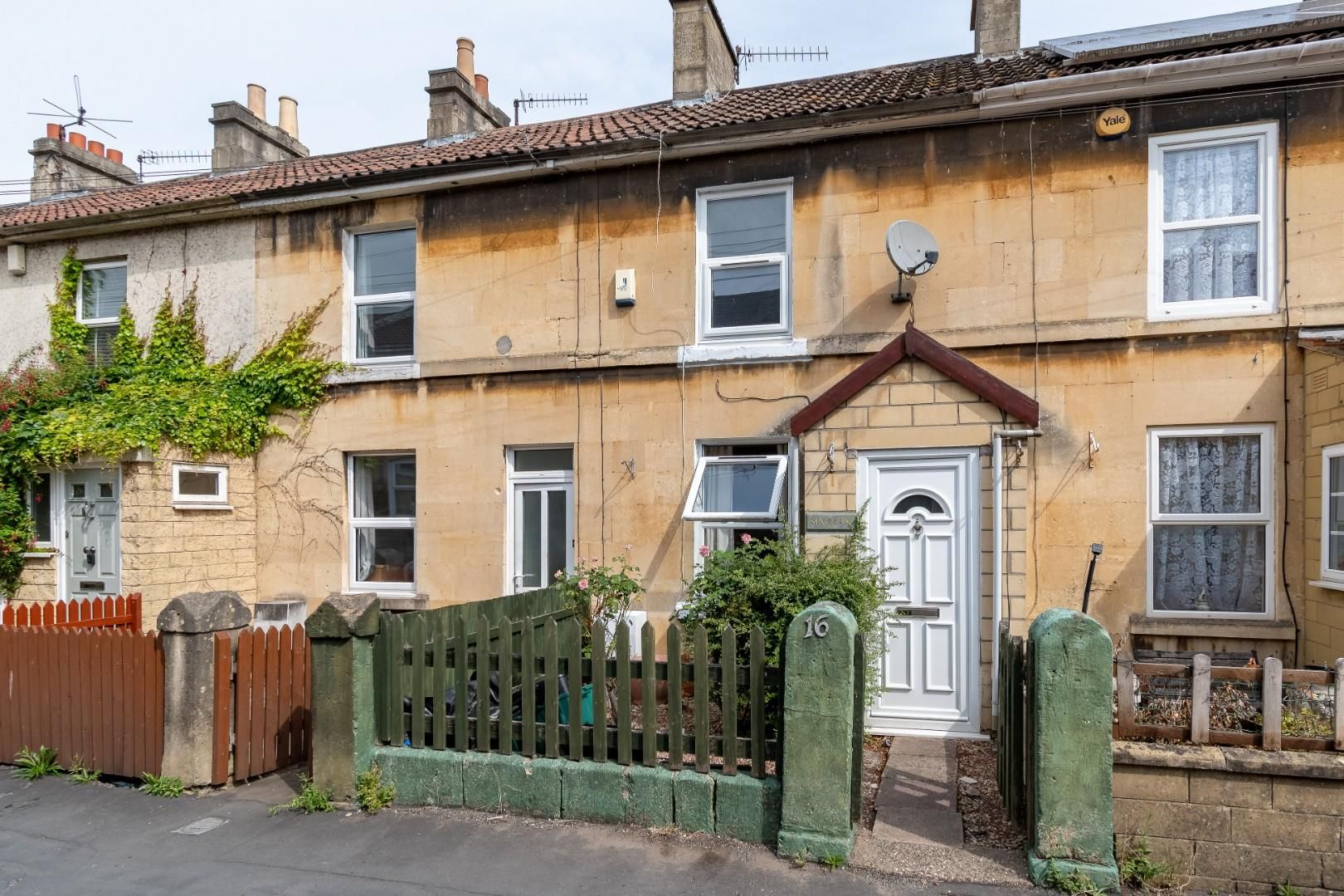 3 bed terraced house to rent in South View Road, Bath BA2 - Zoopla