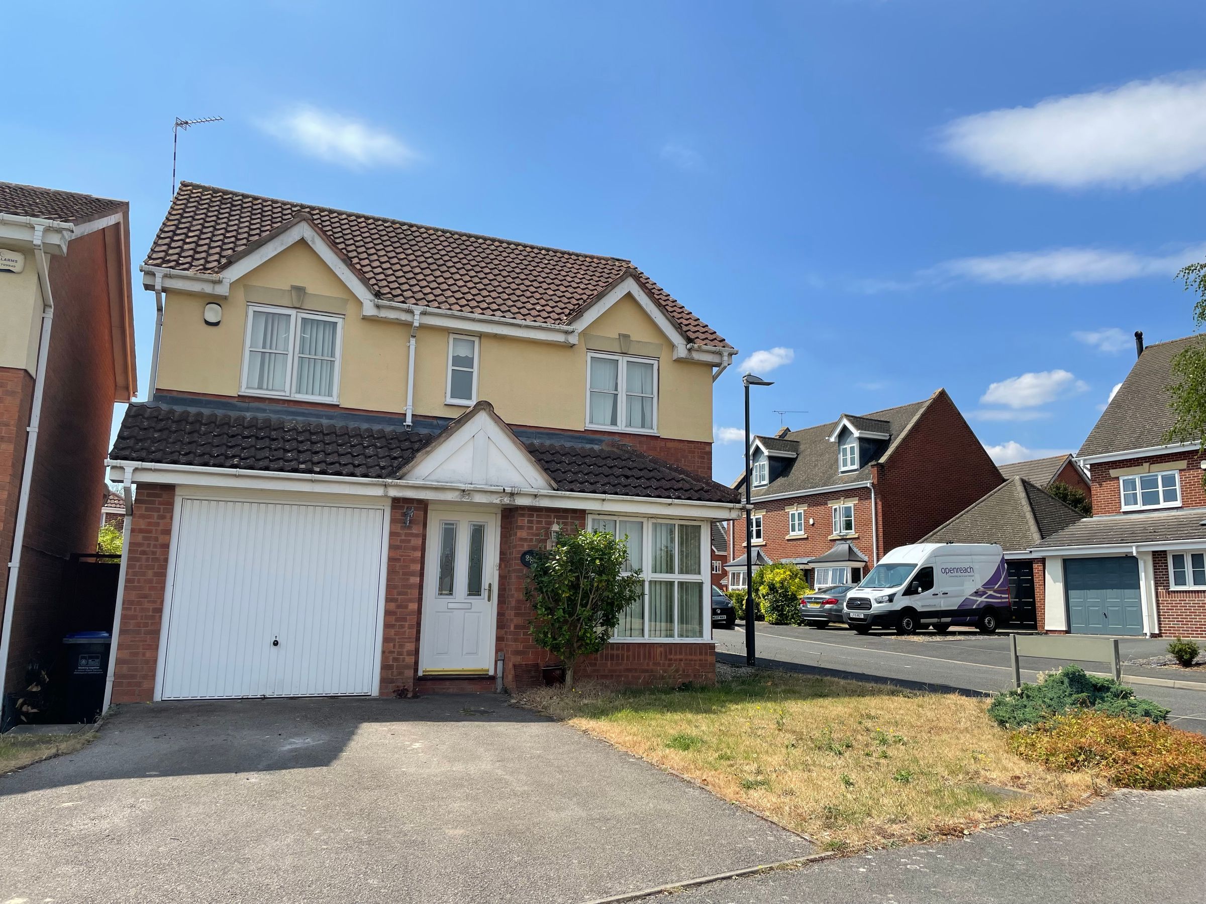 4 Bed Detached House To Rent In Lady Grey Avenue Heathcote Warwick