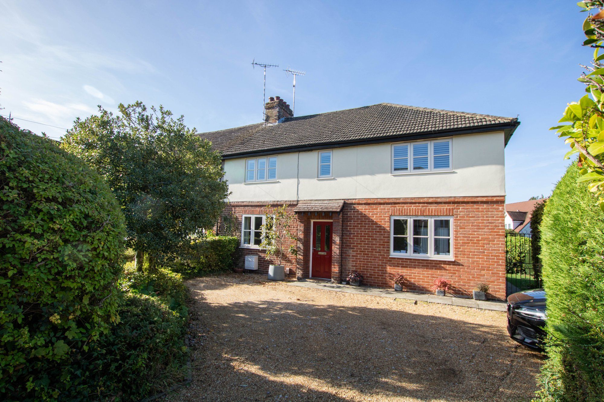 4 Bed Semi Detached House For Sale In Thaxted Road Saffron Walden Cb11