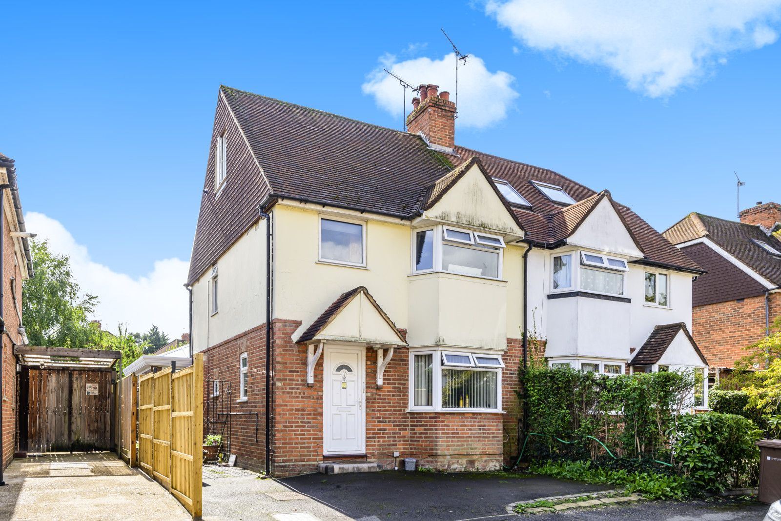 4 bed semi-detached house for sale in Beech Grove, Guildford GU2 - Zoopla