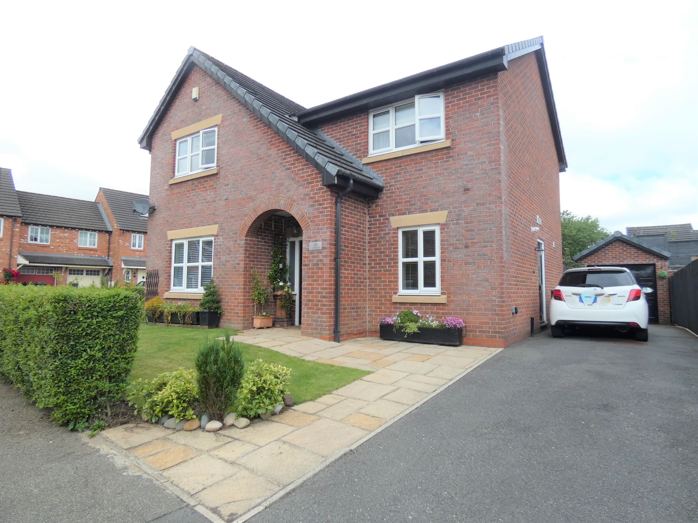 4 Bed Detached House For Sale In Summerfields Coppull Chorley Pr7
