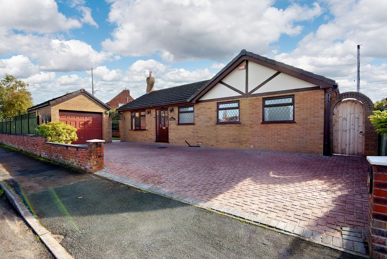 3 bed detached bungalow for sale in Mere Road, Weston, Crewe CW2 - Zoopla