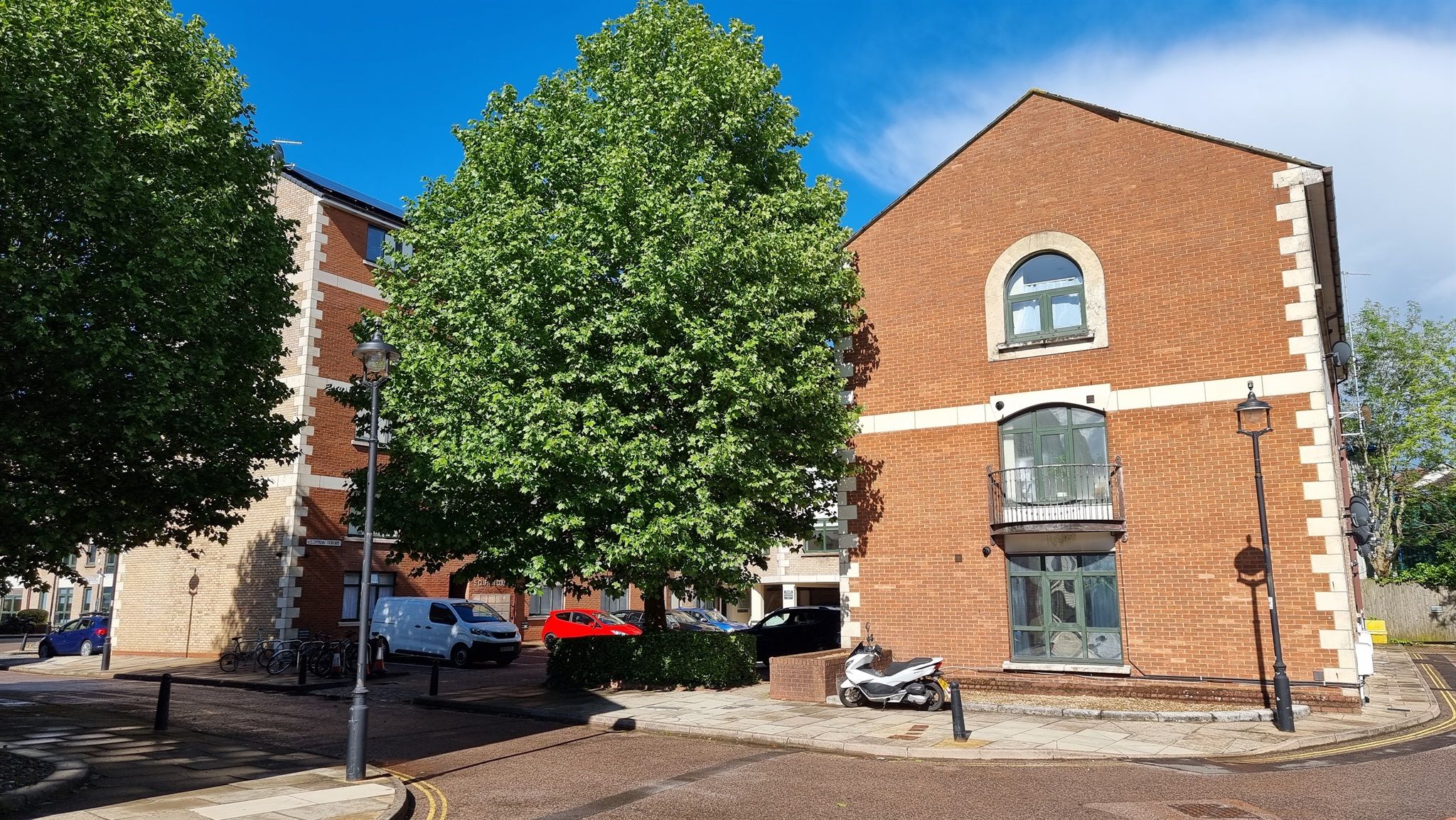 2 bed flat for sale in Clifton Court, Corner Hall, Hemel Hempstead HP3 ...