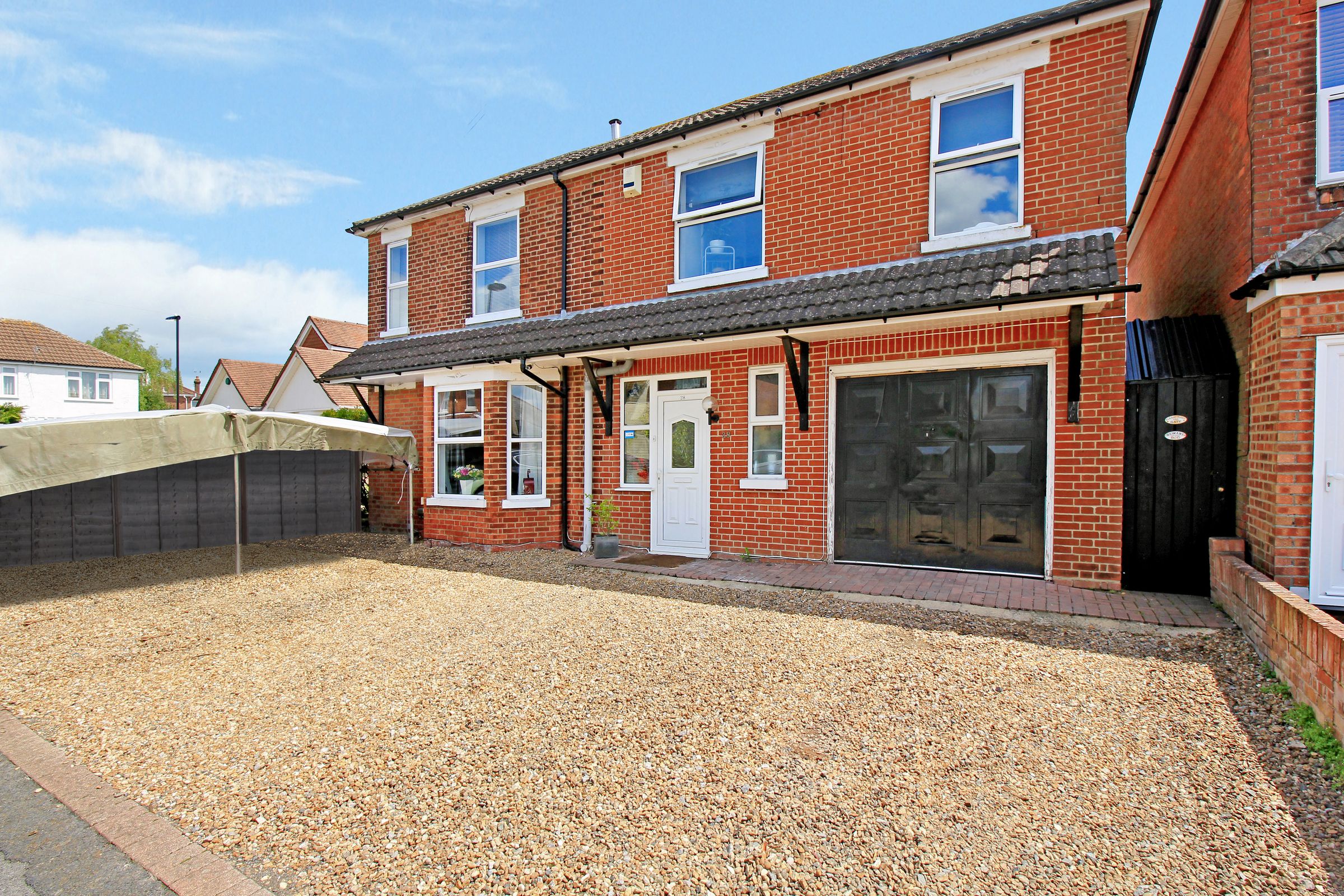 4 bed detached house for sale in Ruby Road, Southampton SO19 - Zoopla