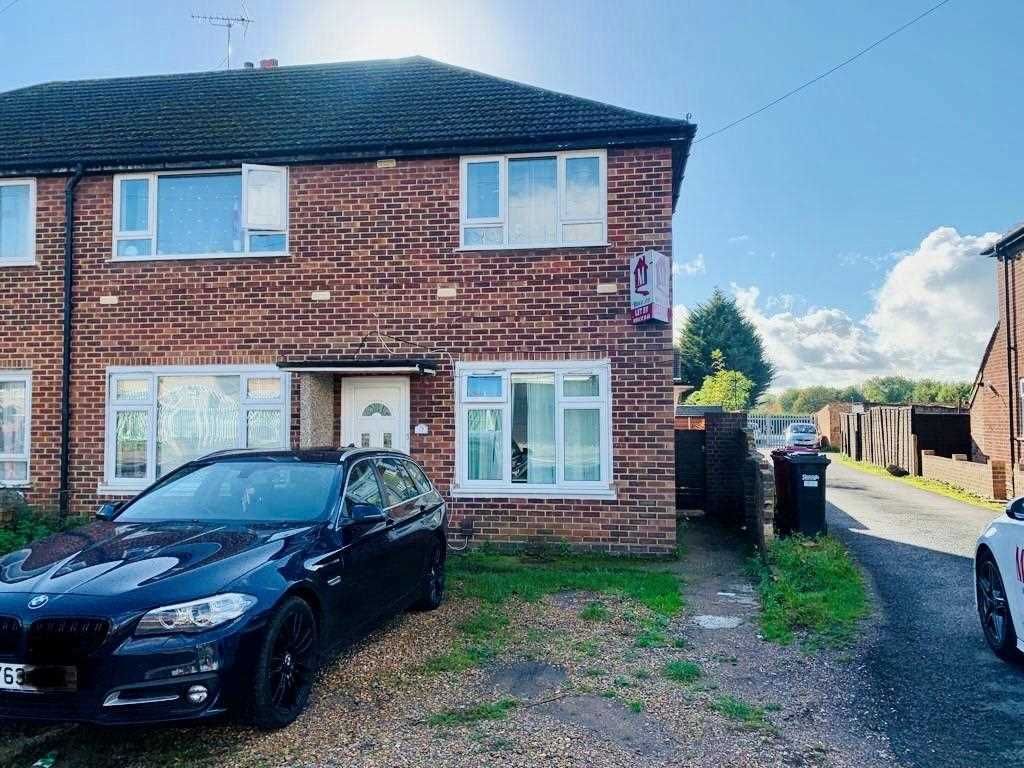 2 bed flat for sale in Church Street, Chalvey, Slough SL1 - Zoopla