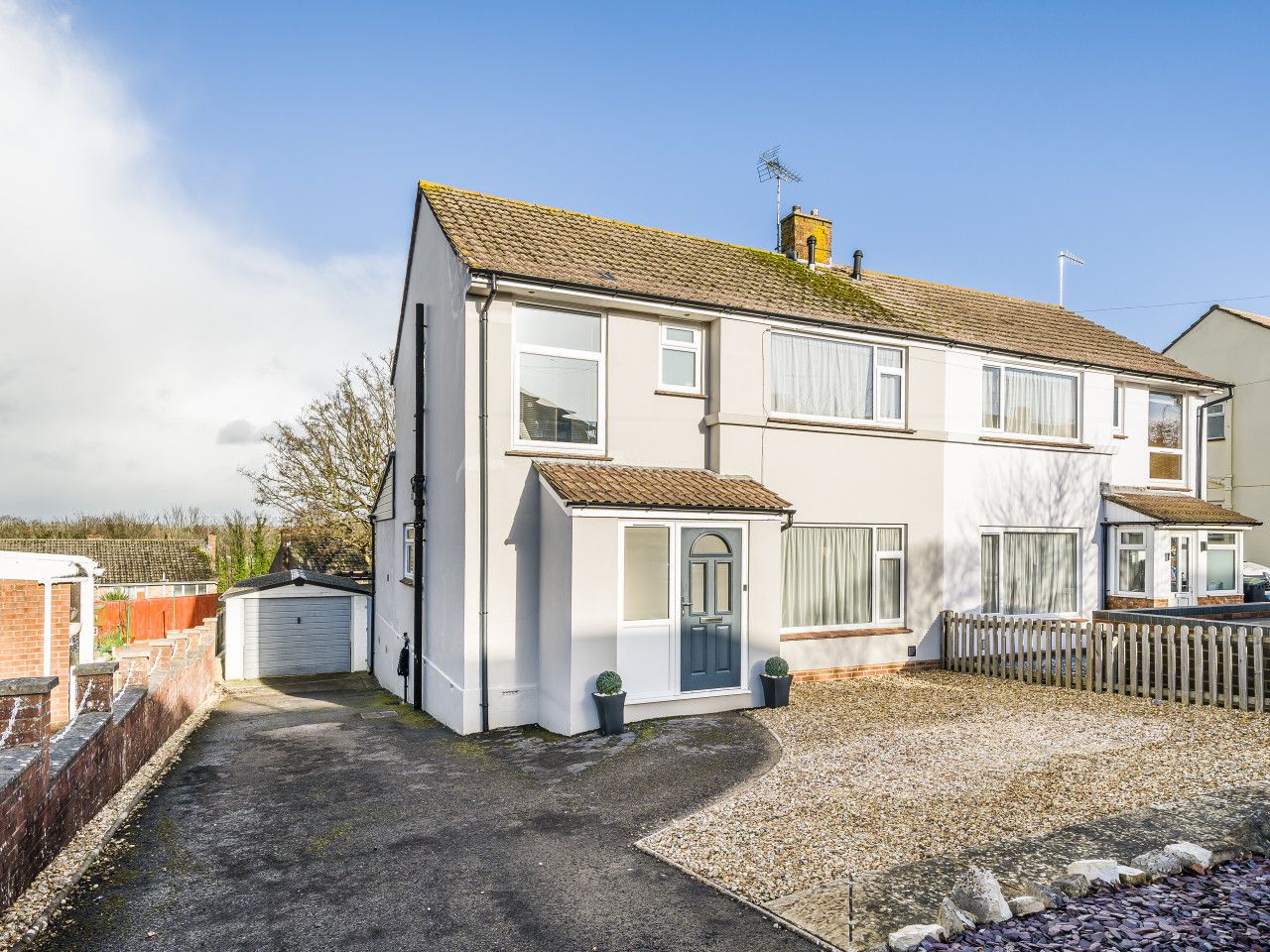 3 Bed Semi Detached House For Sale In Casterbridge Road Dorchester
