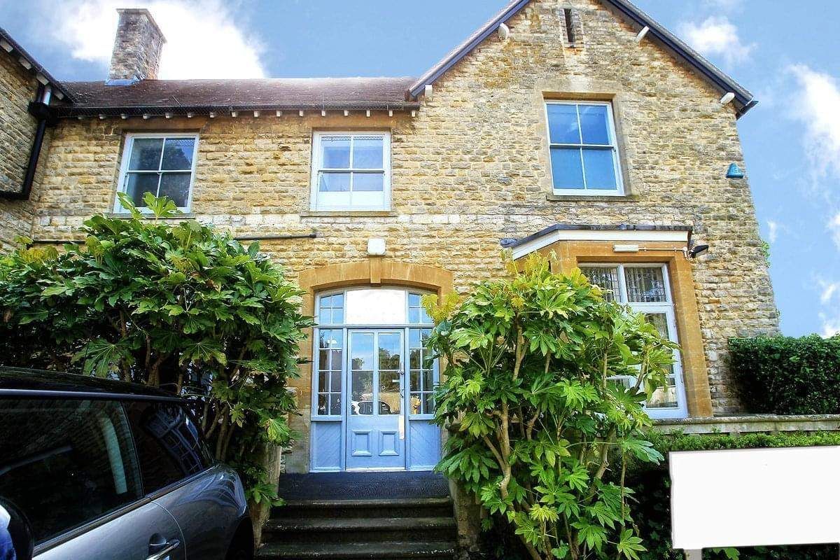 Serviced office to let in Elmfield House, New Yatt Road, Witney, Witney ...
