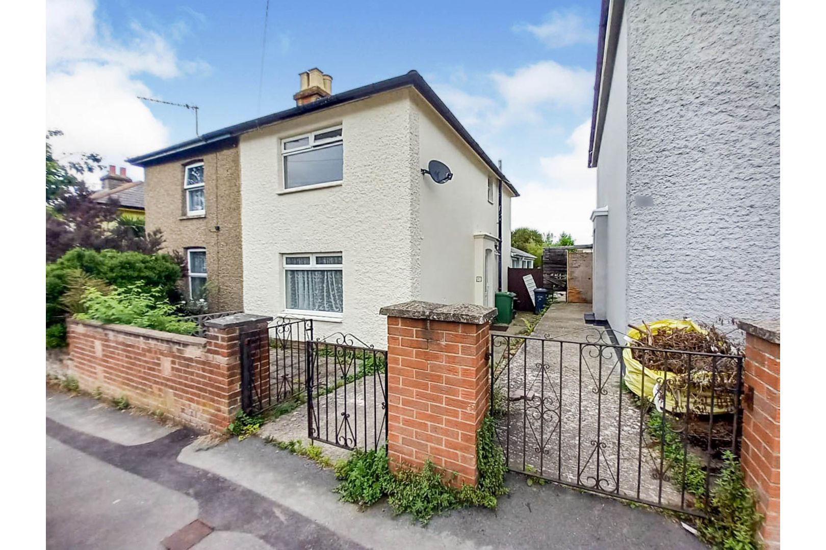 3 bed semi-detached house for sale in Harding Road, Ryde PO33 - Zoopla