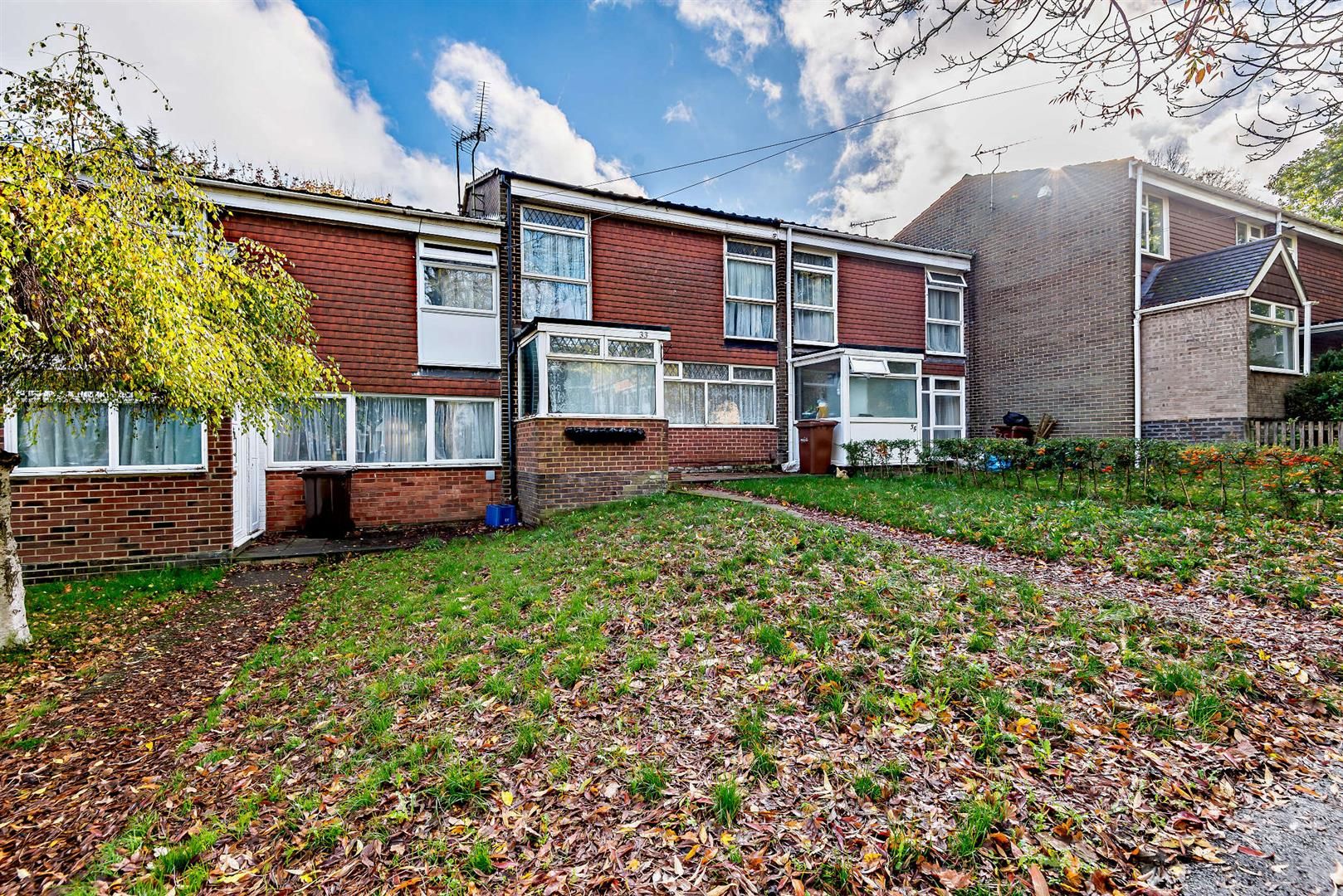 3 bed terraced house for sale in Old Castle Walk, Rainham, Gillingham ...