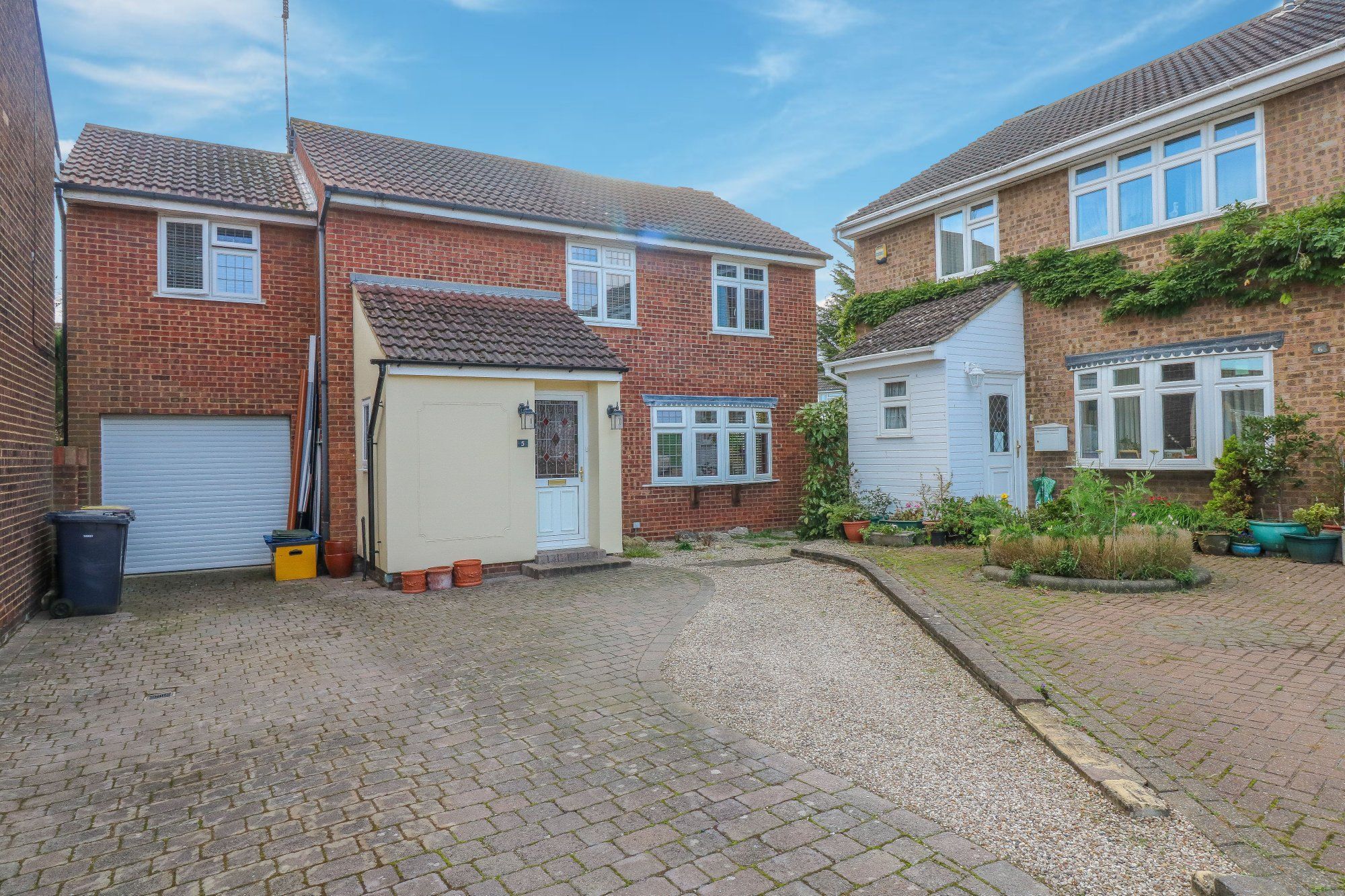 4 Bed Detached House For Sale In Arnolds Way Ashingdon Rochford Ss4