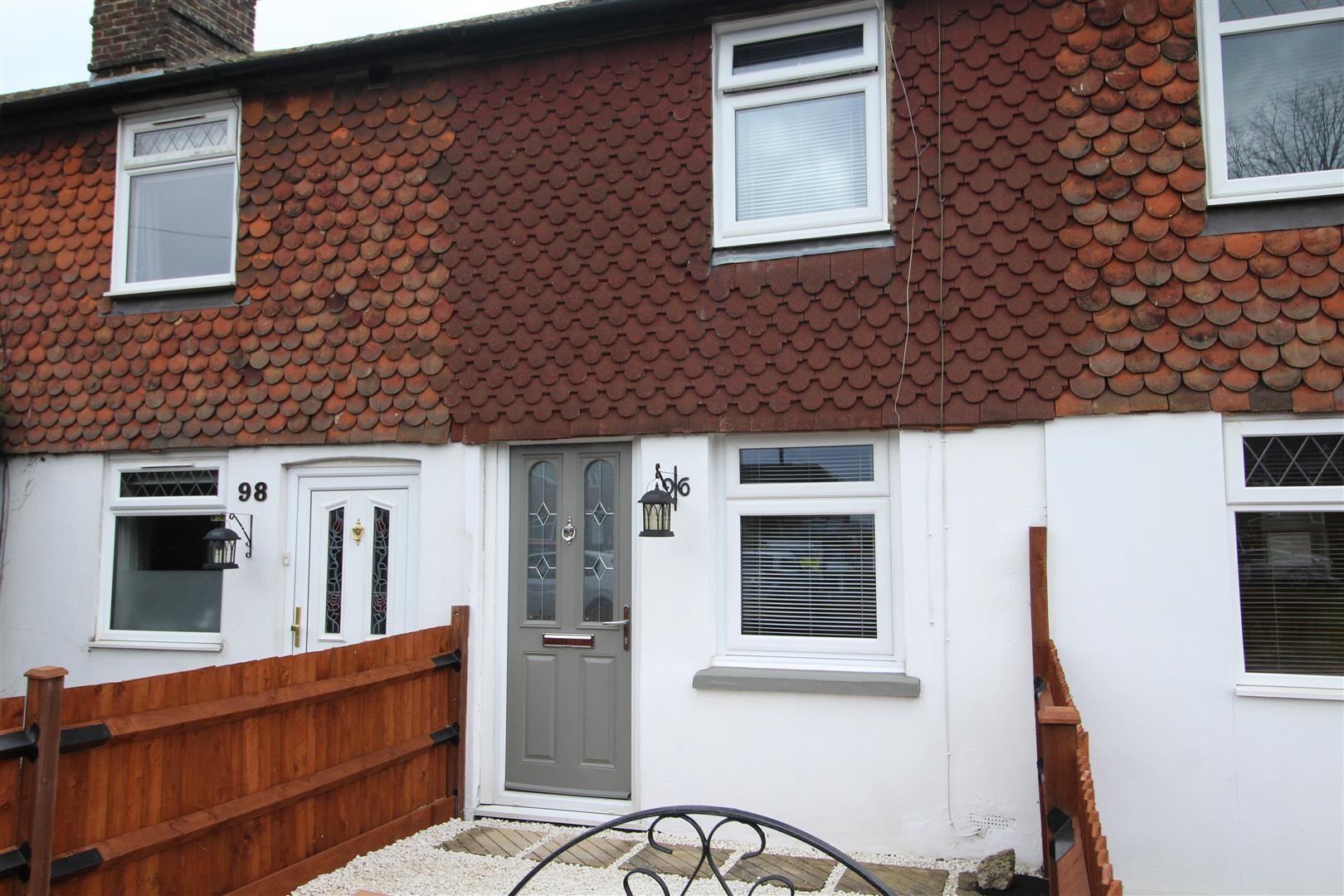 1 bed terraced house to rent in London Road, Dunton Green, Sevenoaks, Kent TN13 - Zoopla