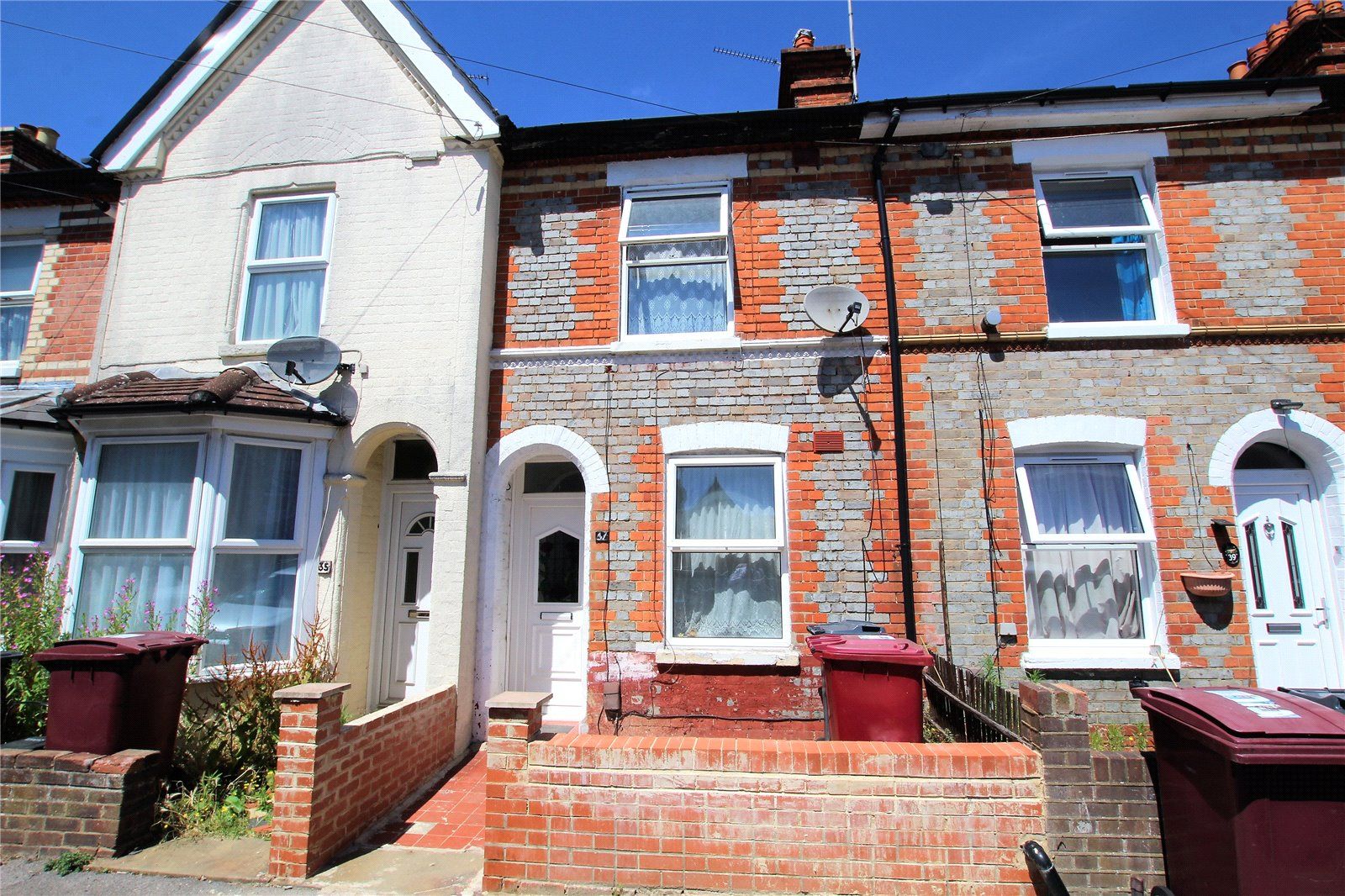 2 Bed Terraced House For Sale In Norton Road Reading Berkshire Rg1