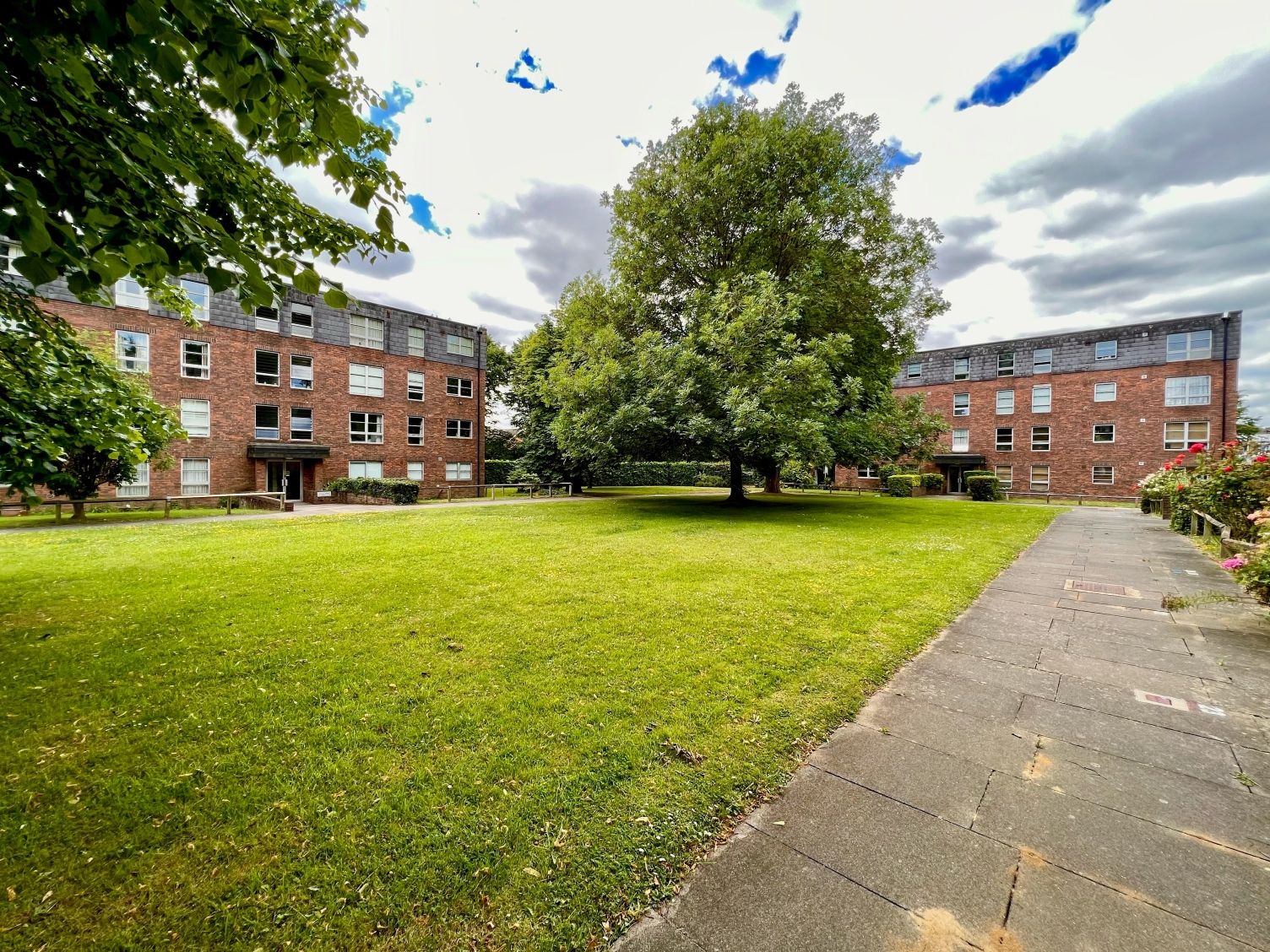 1 bed flat to rent in Marlowe Gardens, London SE9 - Zoopla