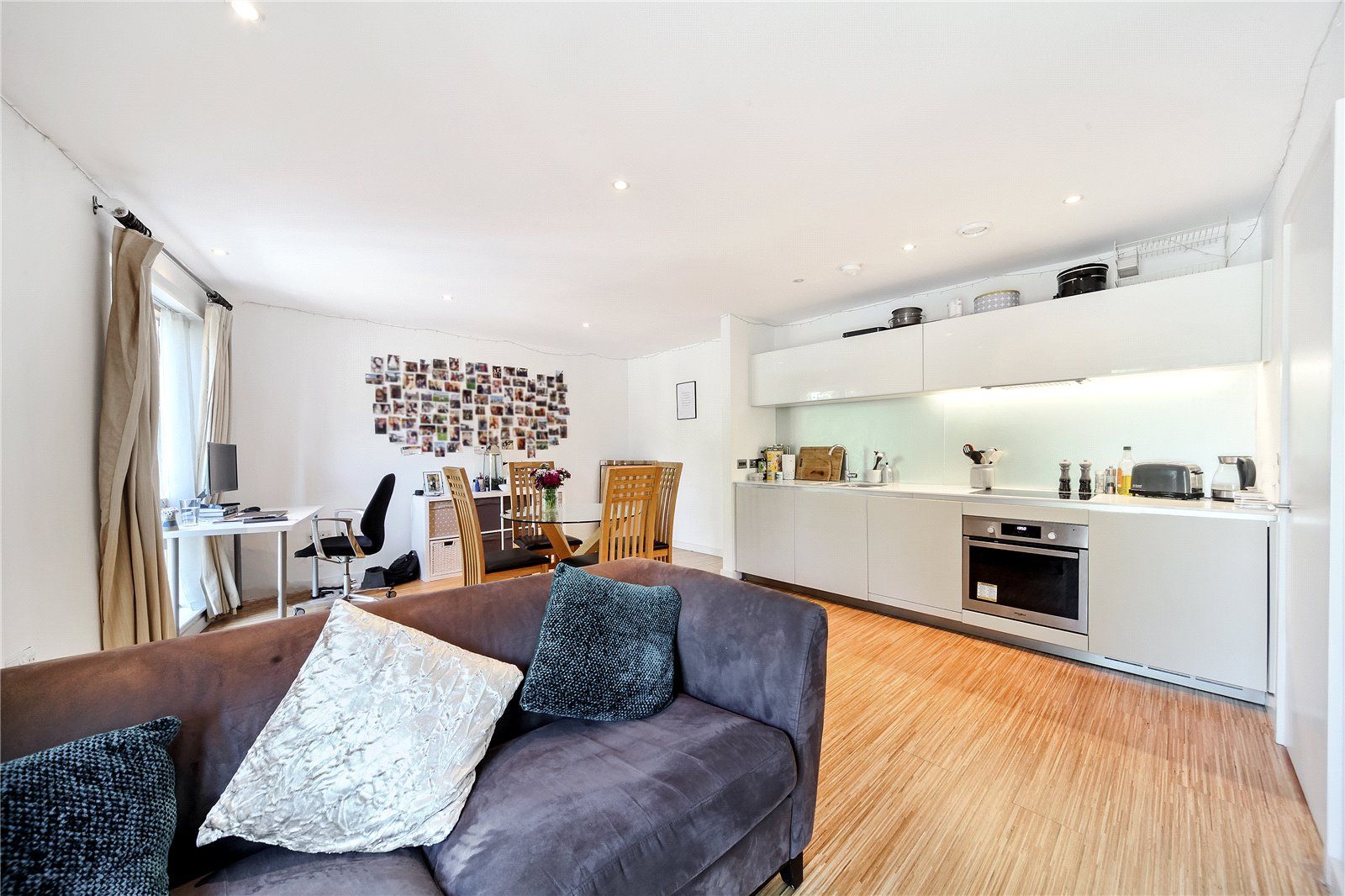 1 bed flat to rent in Wingate Square, Clapham, London SW4 - Zoopla