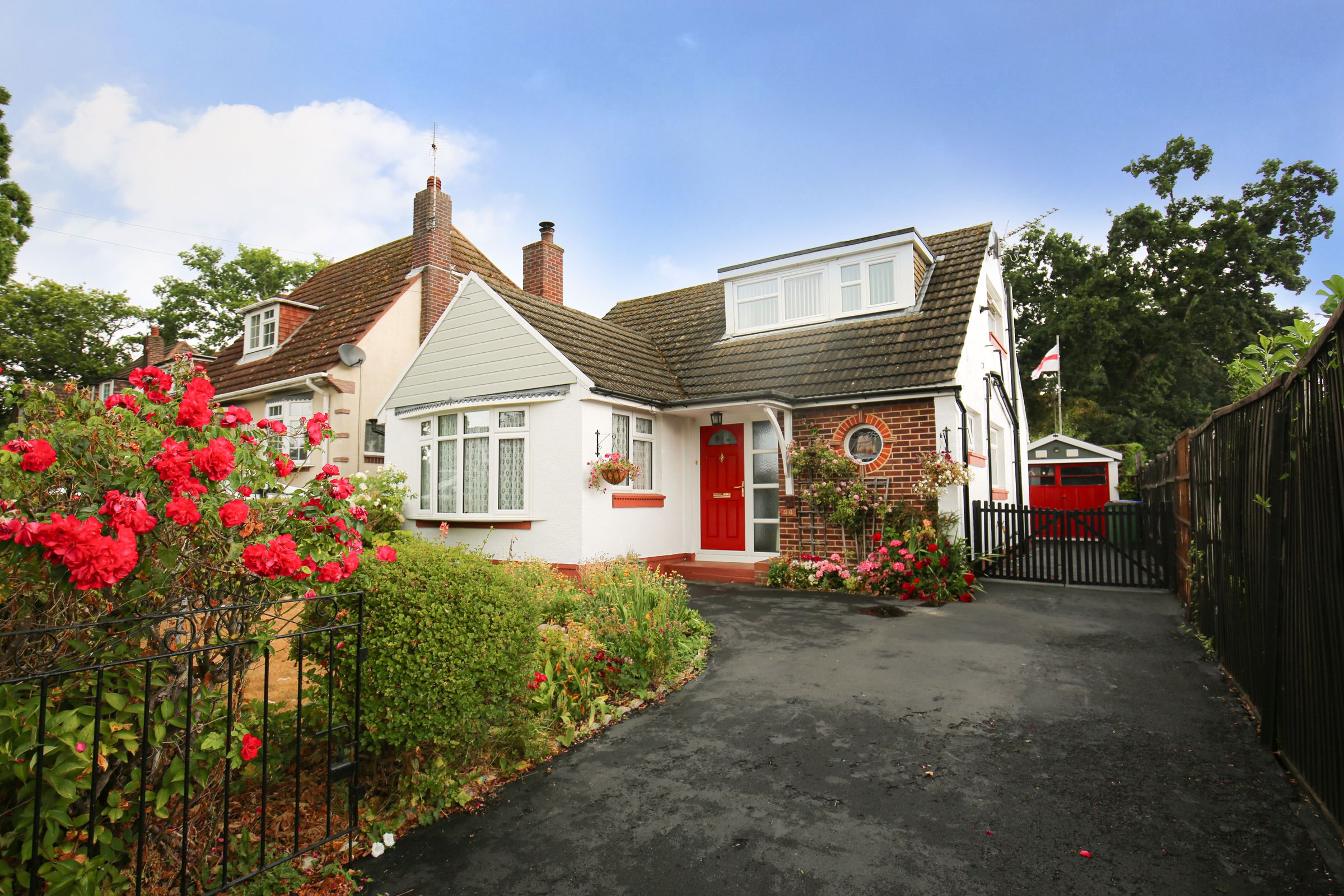 2 bed detached bungalow for sale in Selborne Avenue, Southampton SO18 ...
