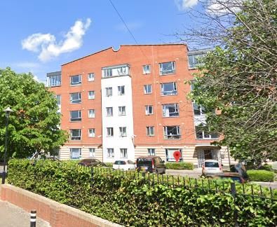 6 bed flat for sale in Farndale Court, Master Gunner Place, London SE18 ...