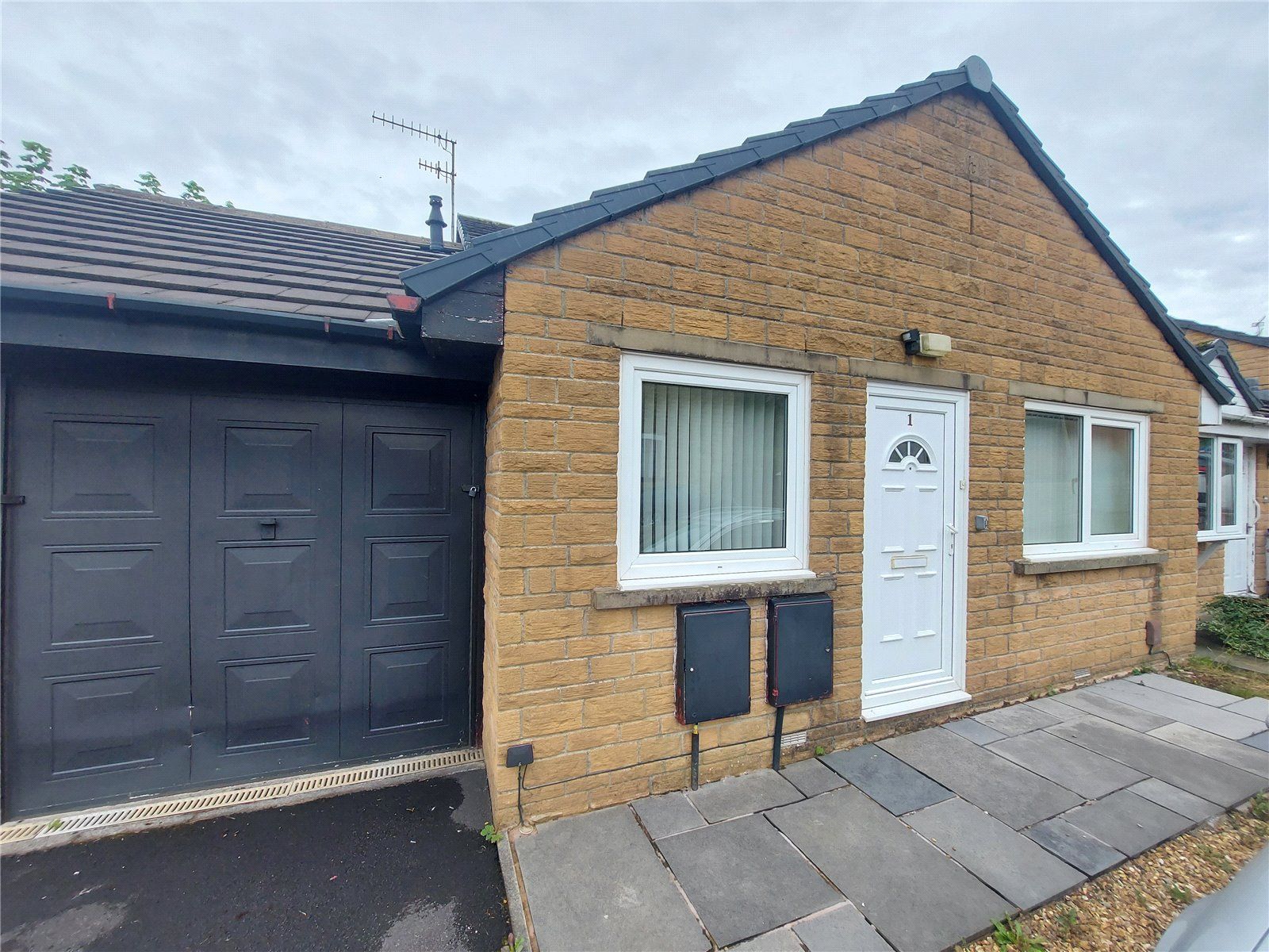 2 bed bungalow for sale in Townsley Street, Nelson BB9 - Zoopla