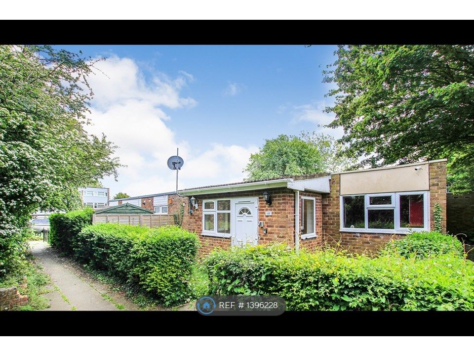 3 Bed Bungalow To Rent In Sheelin Grove Bletchley Milton Keynes Mk2