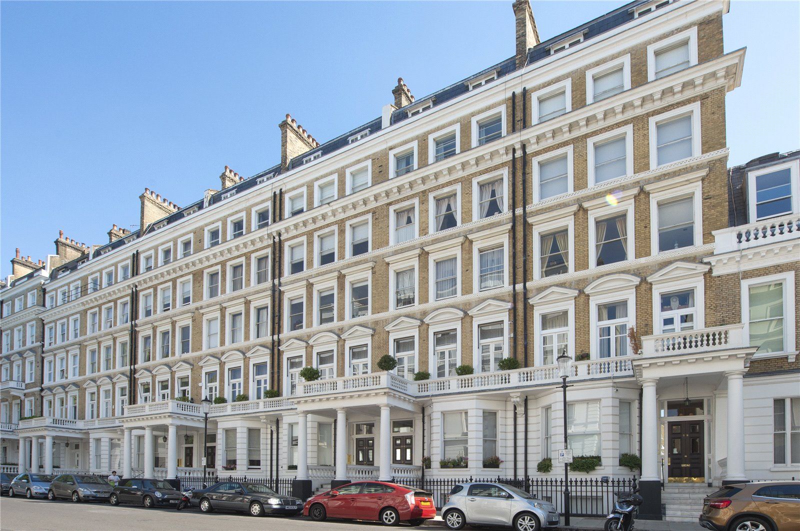 2 bed flat for sale in Queen's Gate Gardens, London SW7 - Zoopla