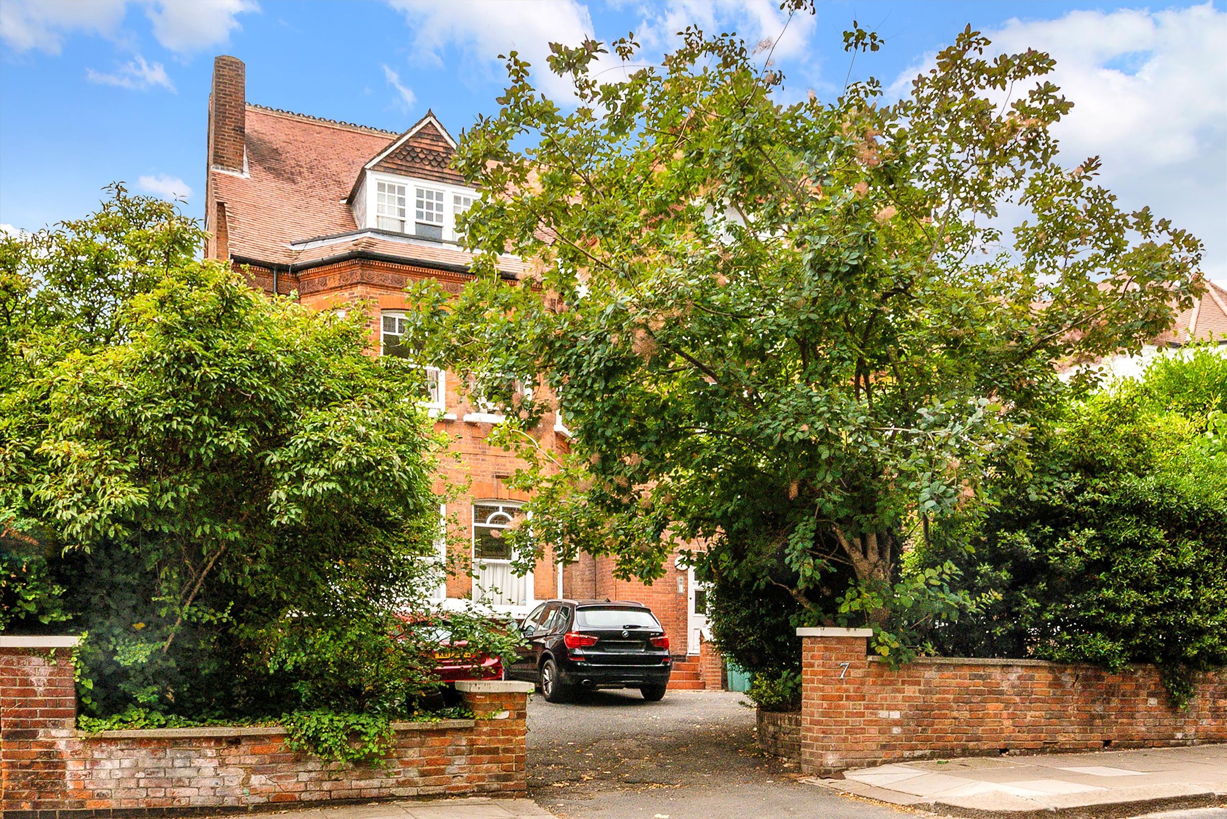 2 bed flat to rent in Netherhall Gardens, London NW3 - Zoopla