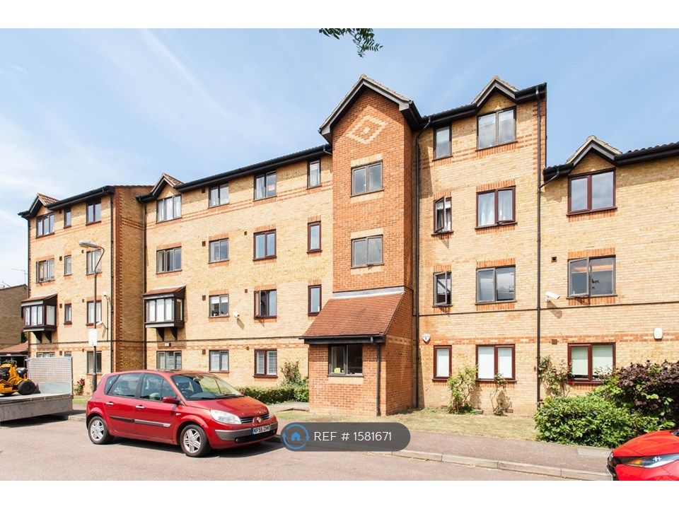 2 bed flat to rent in John Maurice Close, London SE17 - Zoopla