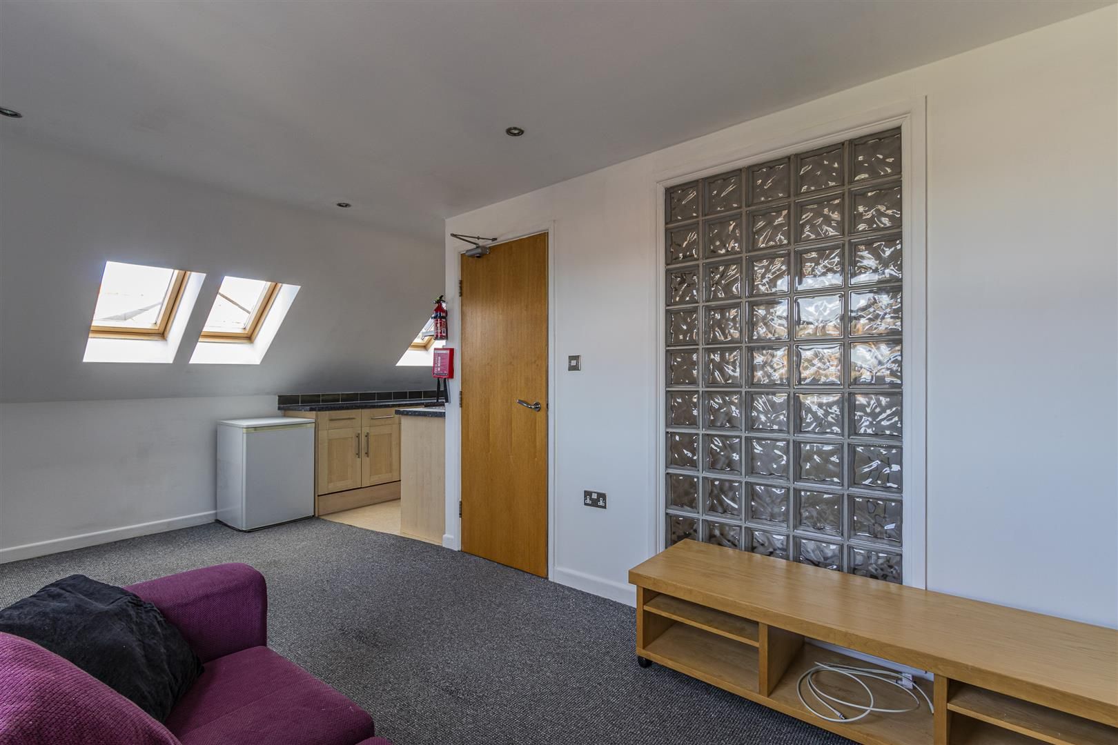 1 bed flat to rent in Brook Street, Cardiff CF11 - Zoopla