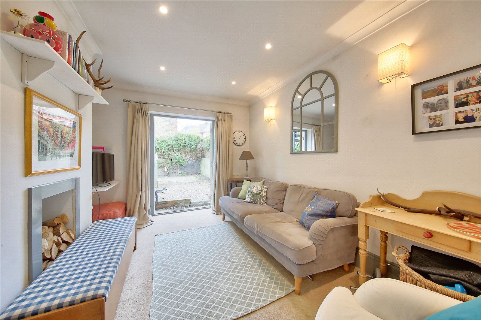 2 bed flat to rent in Cranbury Road, London SW6 - Zoopla