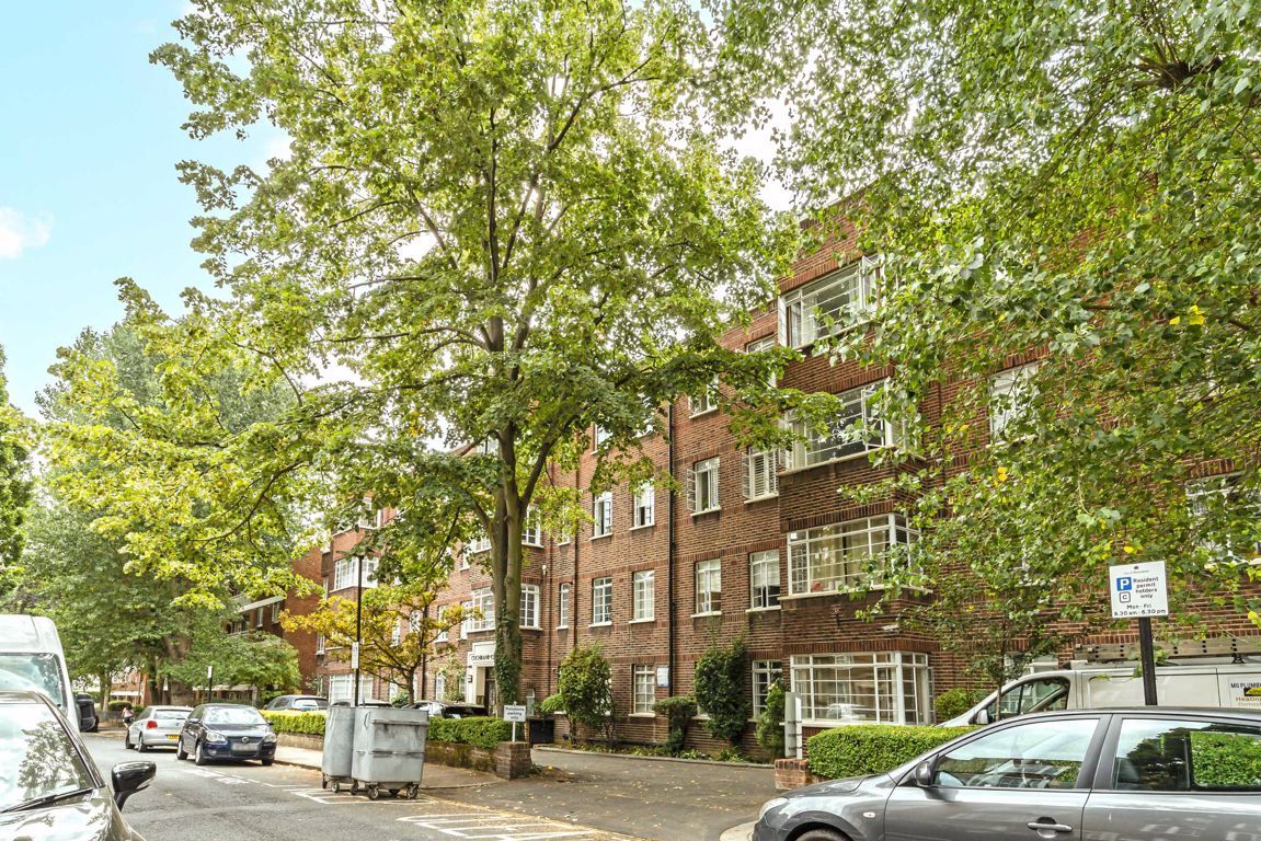 2 bed flat for sale in Cochrane Street, London NW8 - Zoopla
