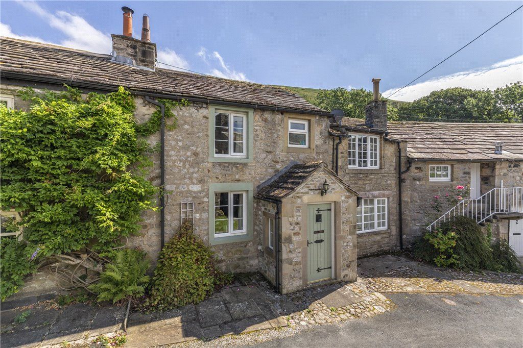 3 bed terraced house for sale in Buckden, Skipton, North Yorkshire BD23 ...