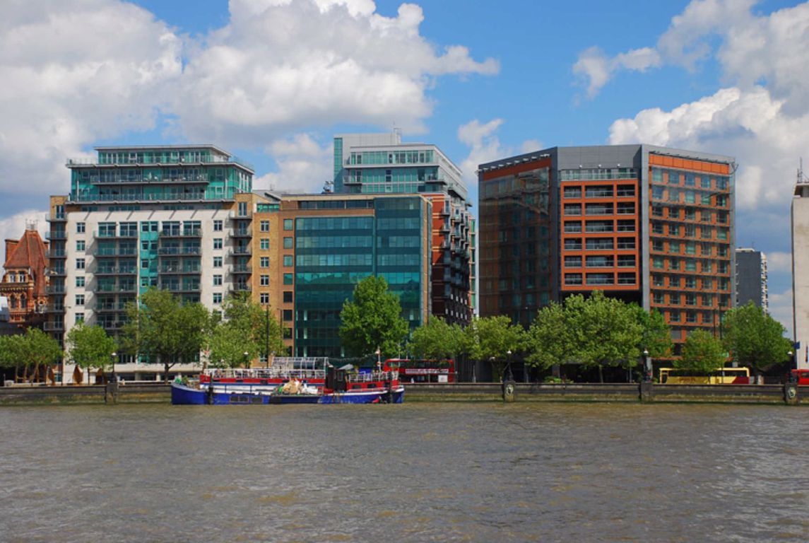2 bed flat to rent in Albert Embankment, London SE1 - Zoopla