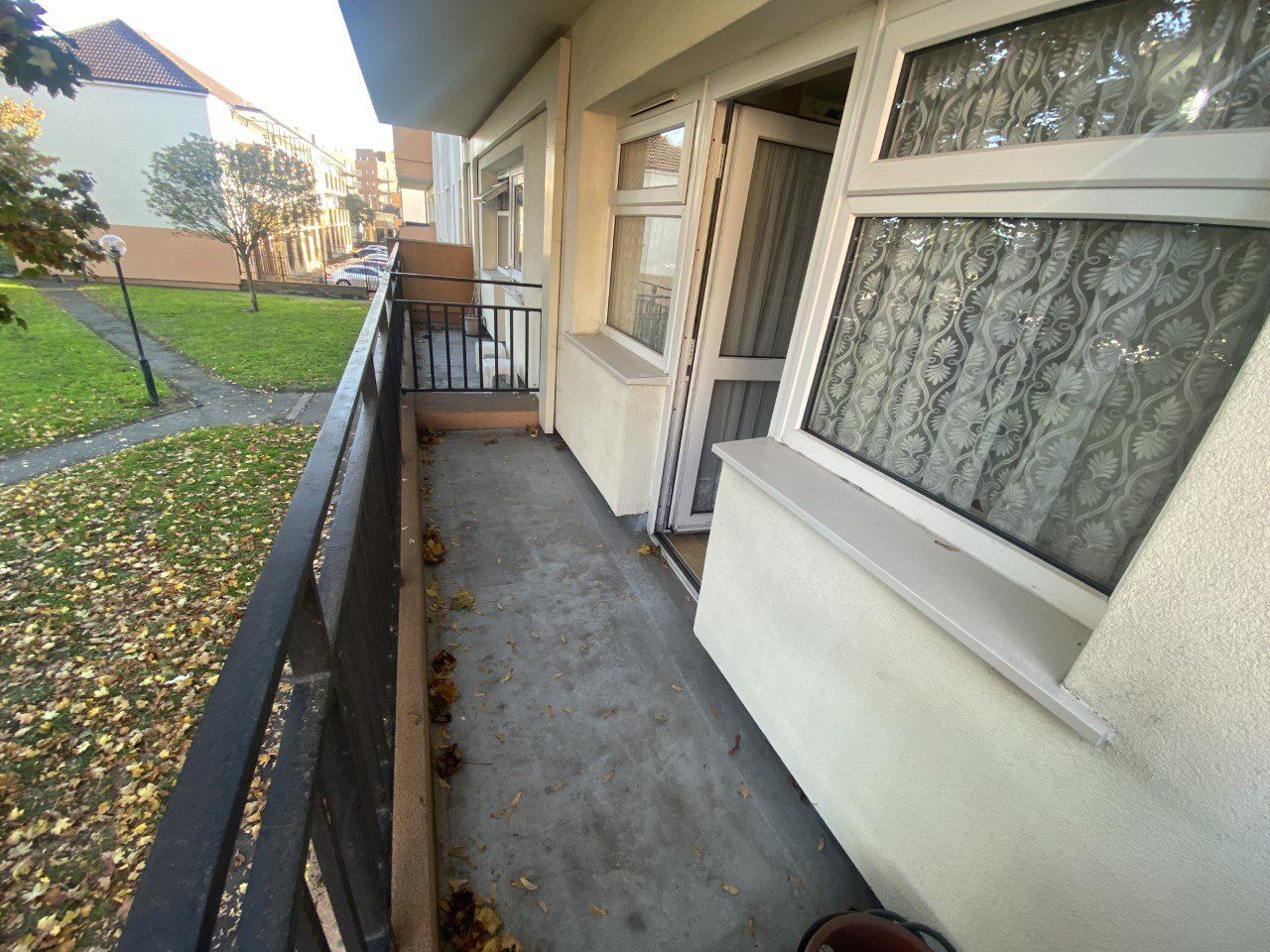 1 bed flat for sale in Upney Lane, Barking IG11 - Zoopla