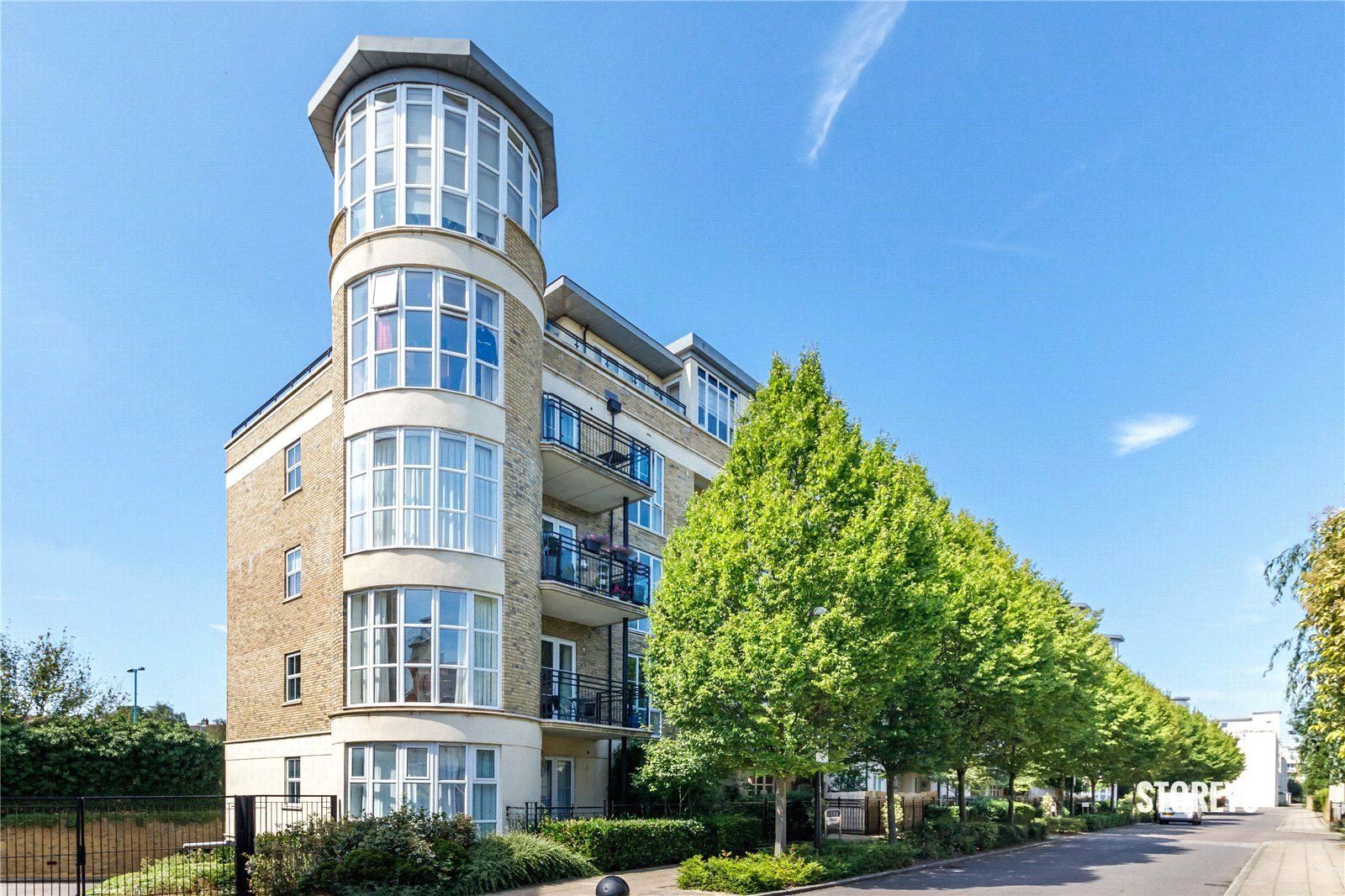 2 bed flat to rent in Melliss Avenue, Richmond TW9 - Zoopla