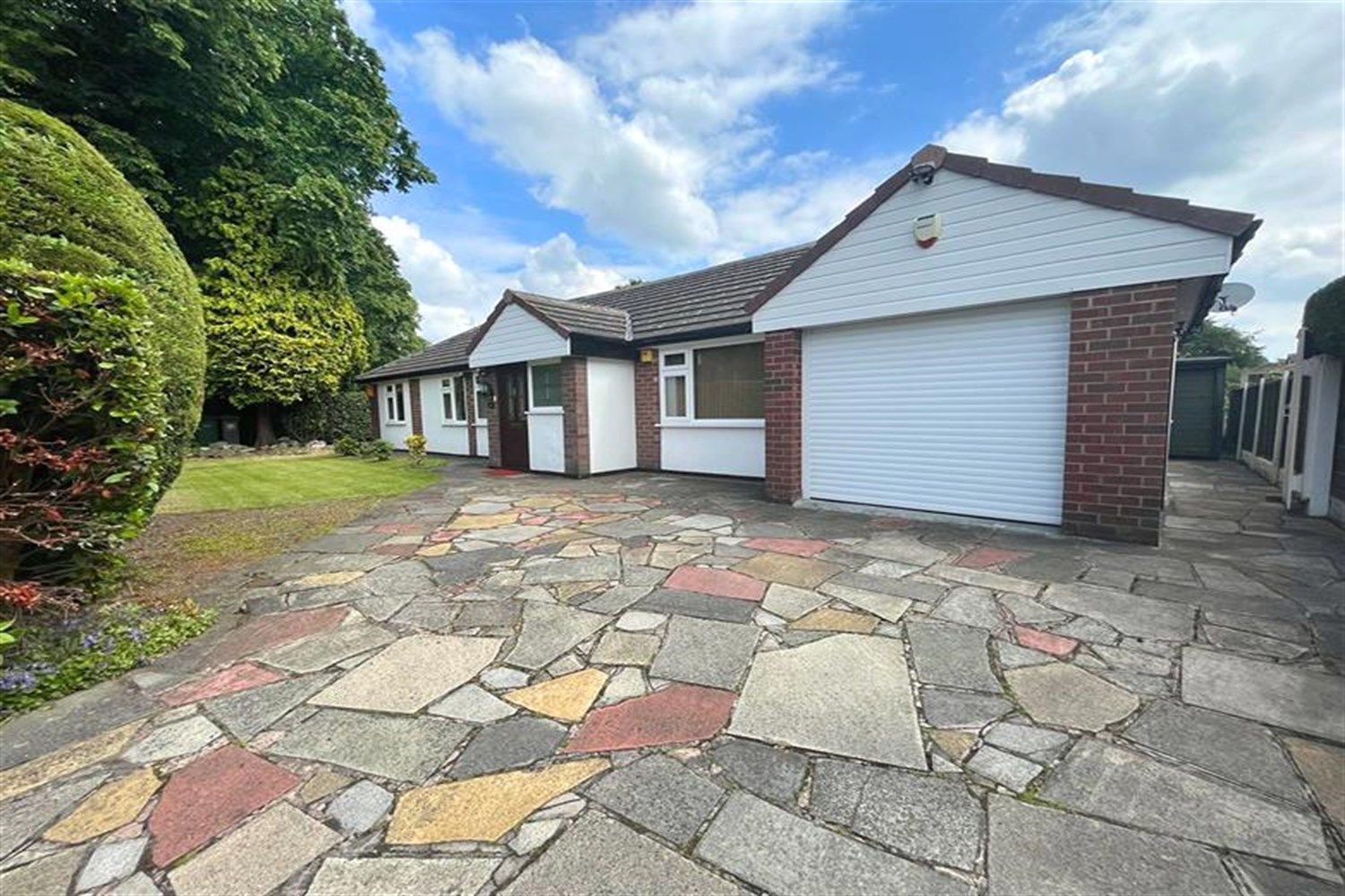 1 bed detached bungalow for sale in Rutland Lane, Sale M33 - Zoopla