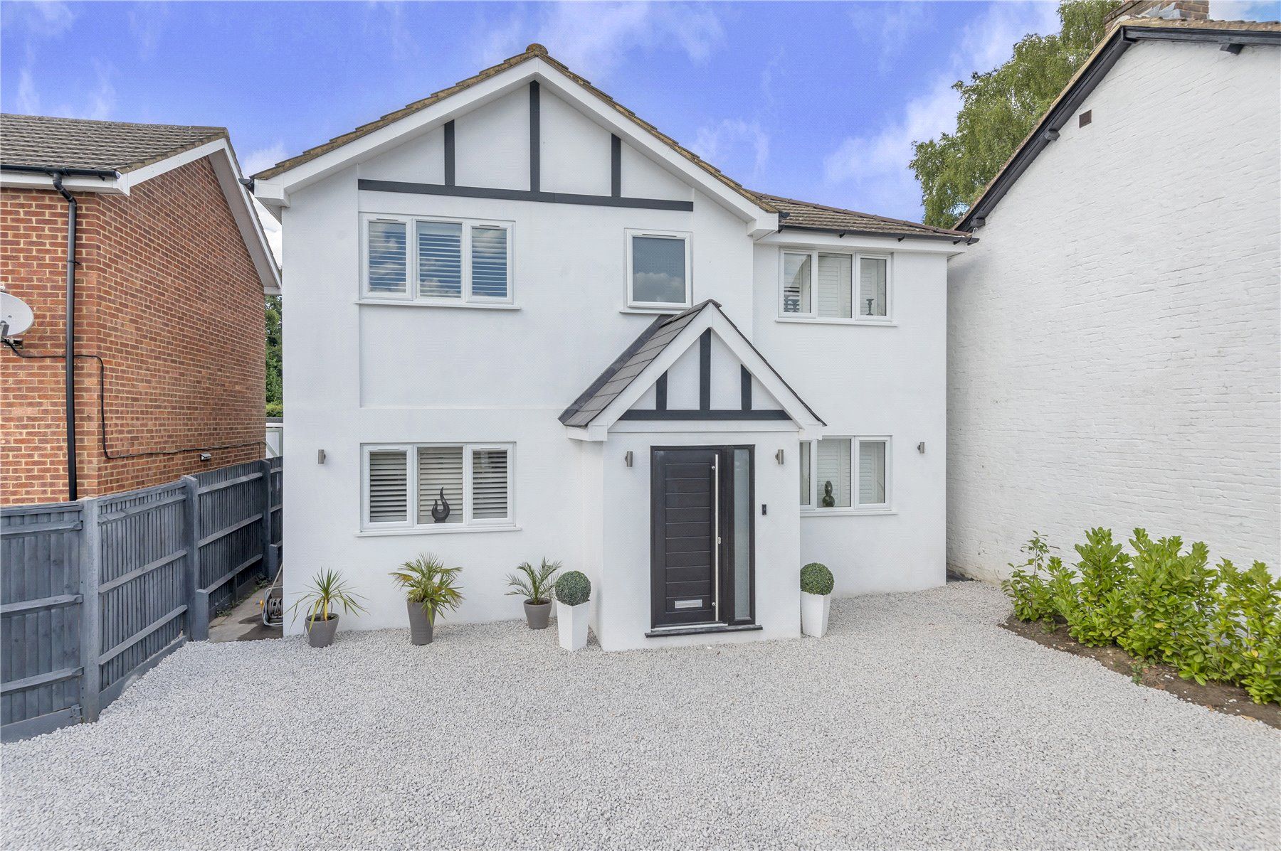 3 bed detached house for sale in Knaphill, Woking, Surrey GU21 - Zoopla
